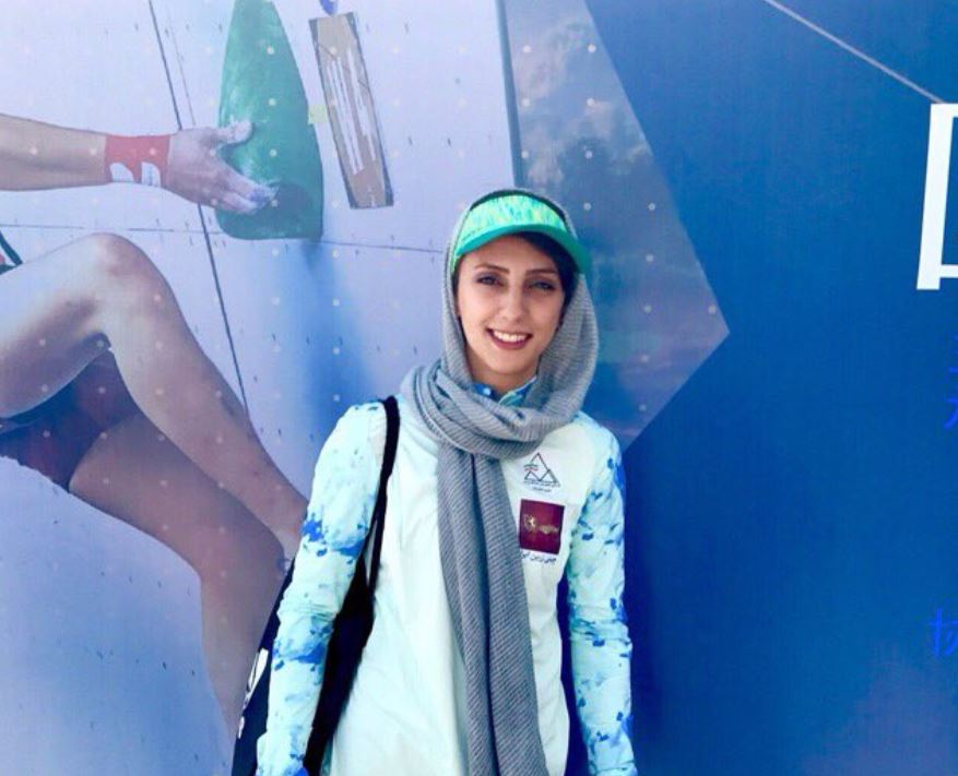 Iranian climber welcomed by large crowds after competing without hijab