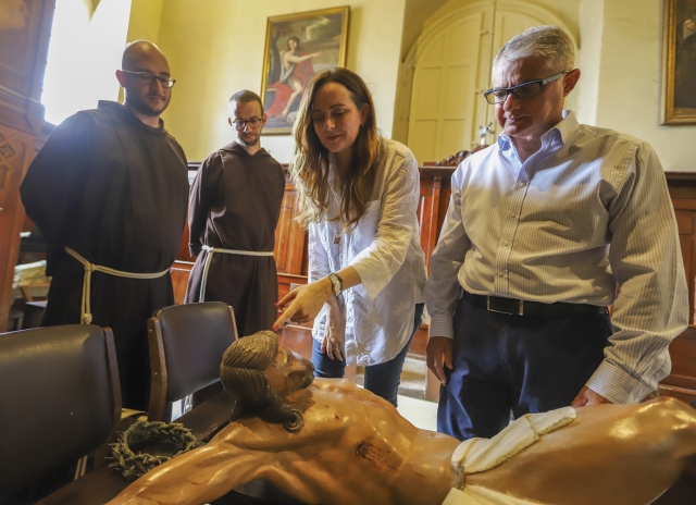 Mastru Xandru Crucifix to be restored through BOV’s support
