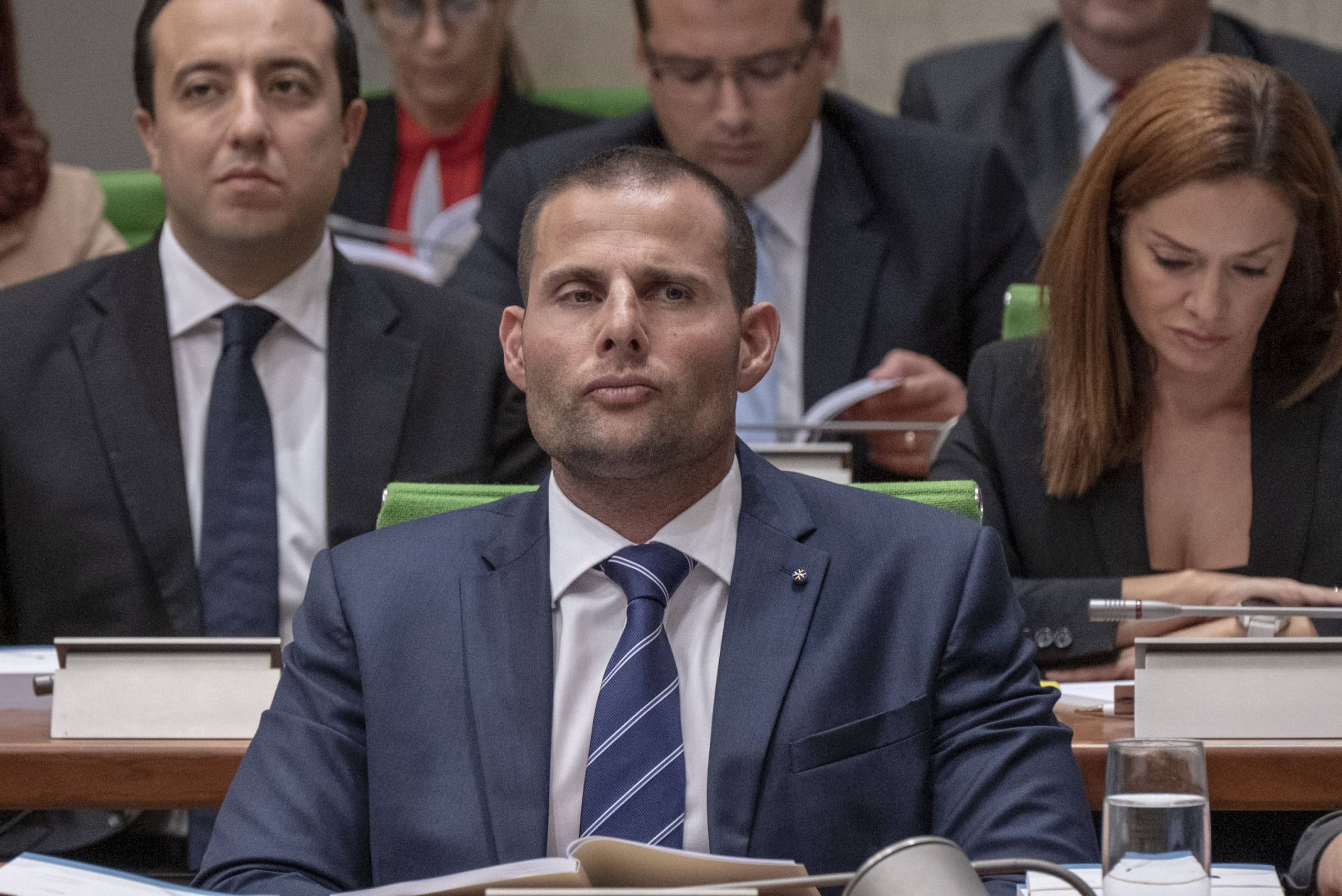 Government accepts to issue white paper on media reforms - Newsbook