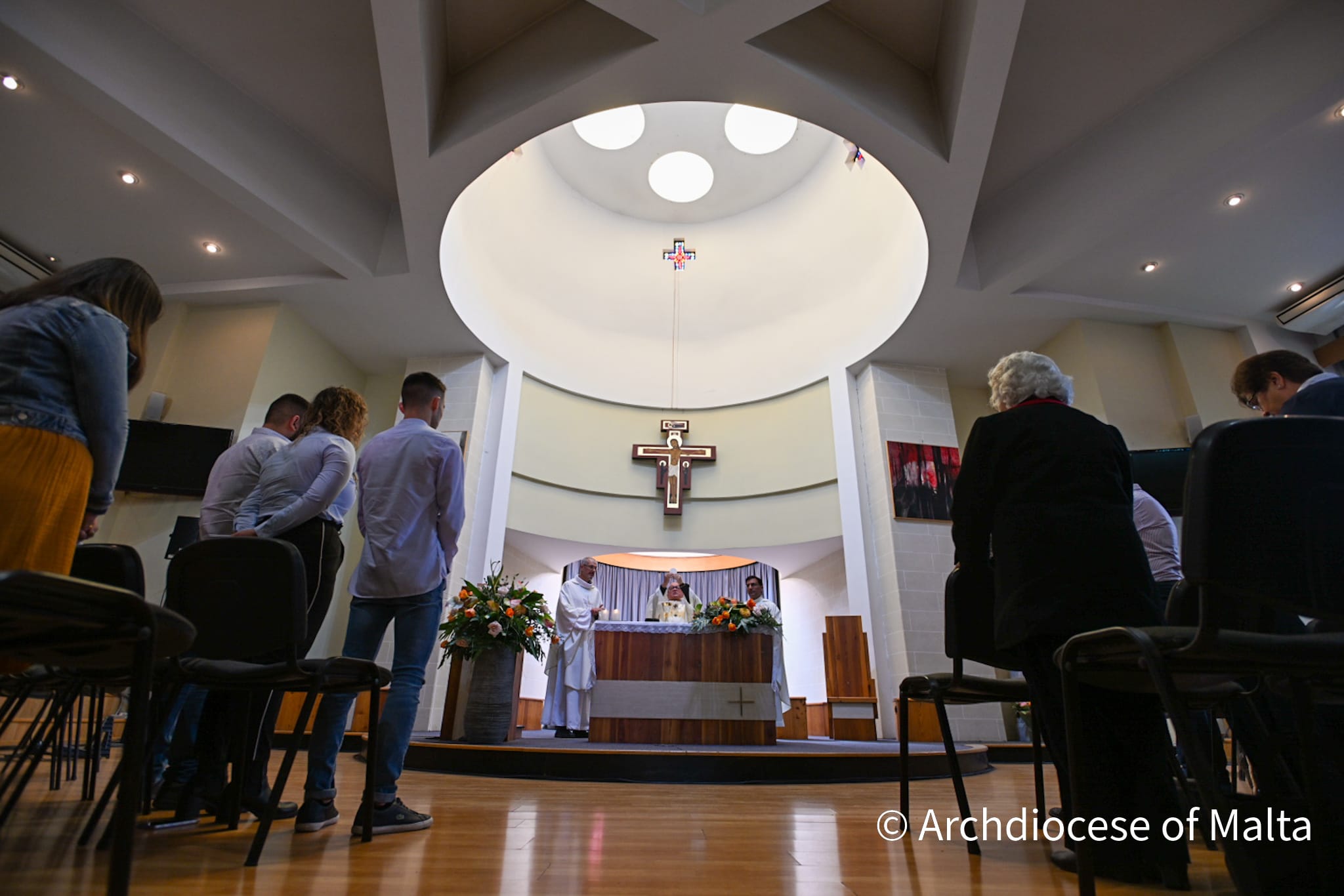 Jesus reminds us to bear the cross of our responsibilities – Archbishop ...