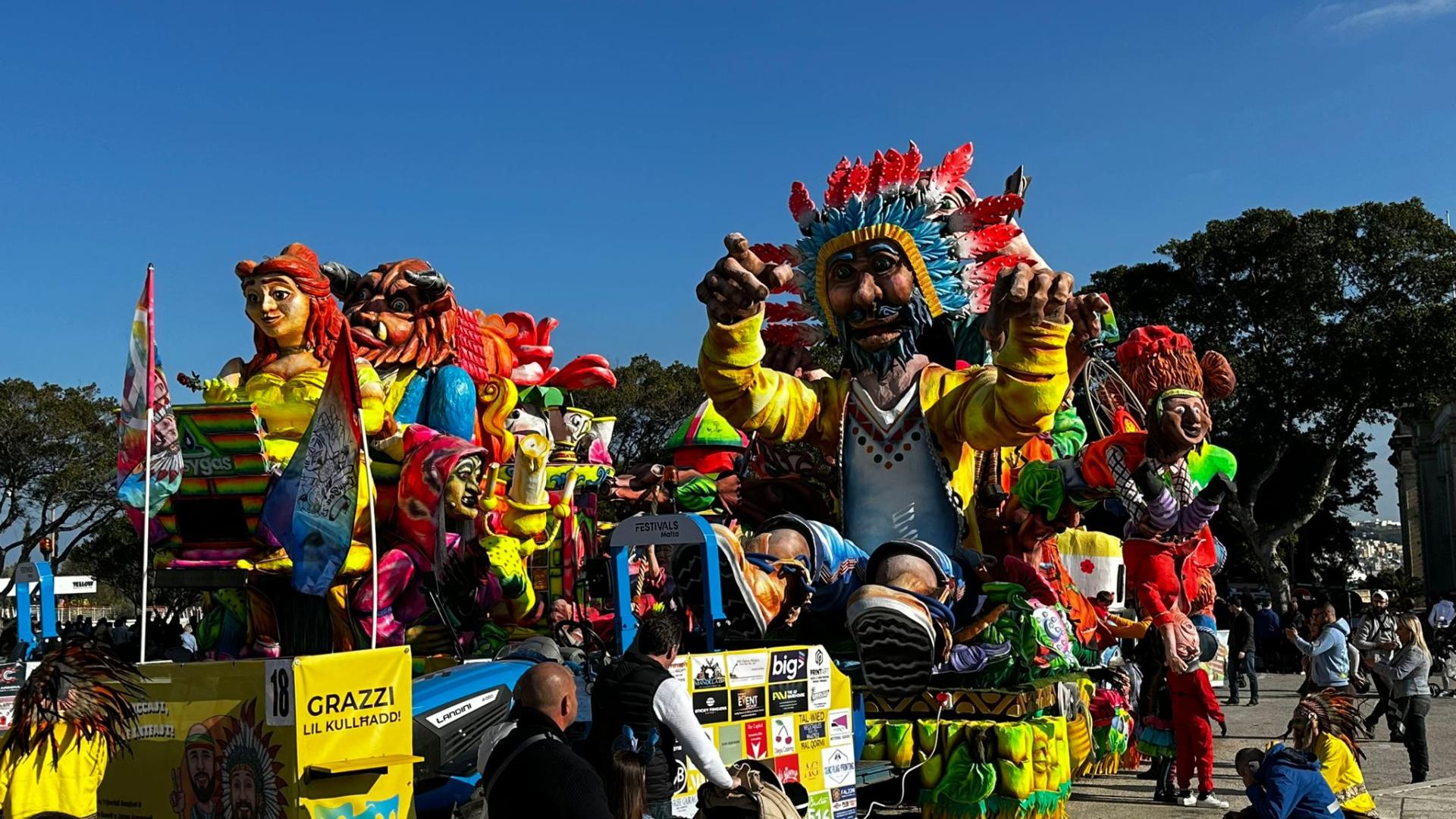 Photos: Crowds flock to Valletta for carnival festivities