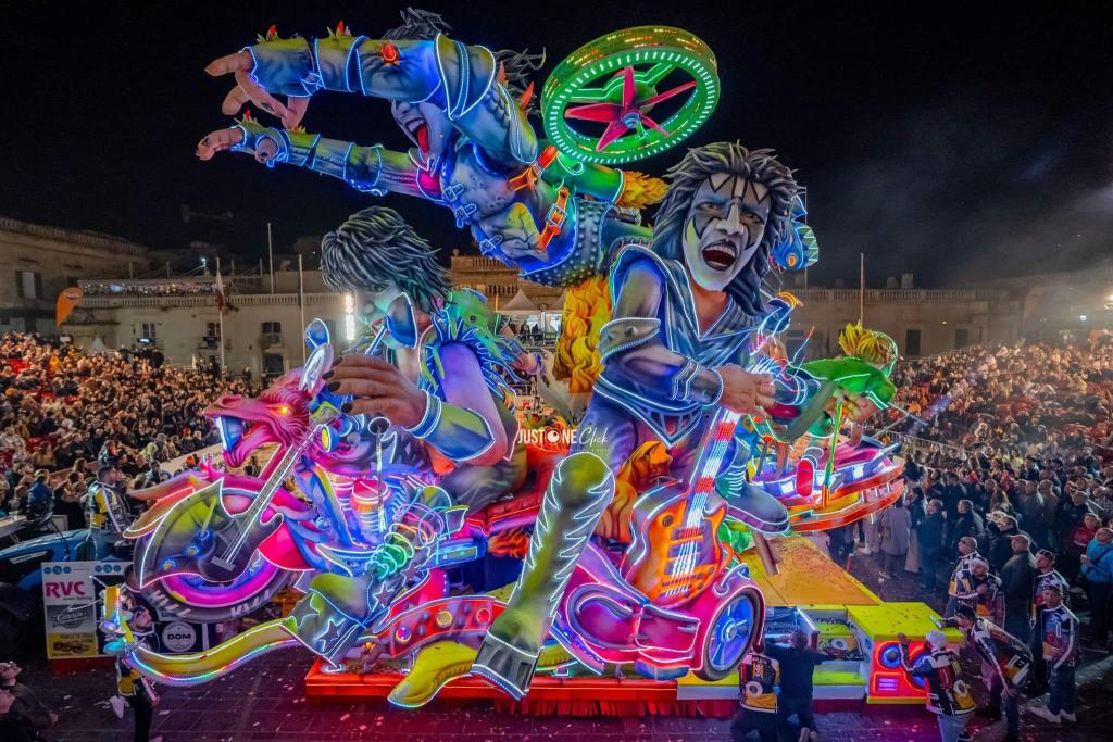 KISS jifirħu lir-rebbieħa tal-karru The Masters of Rock
