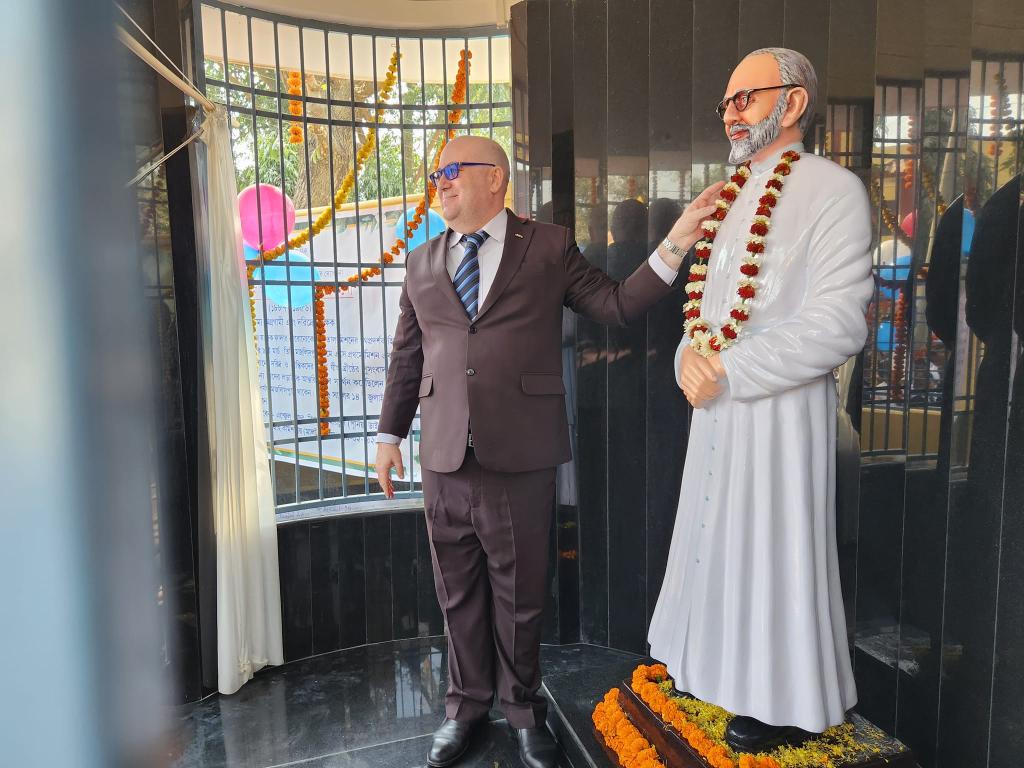 Fr Anthony Debono's statue unveiled in India - Newsbook
