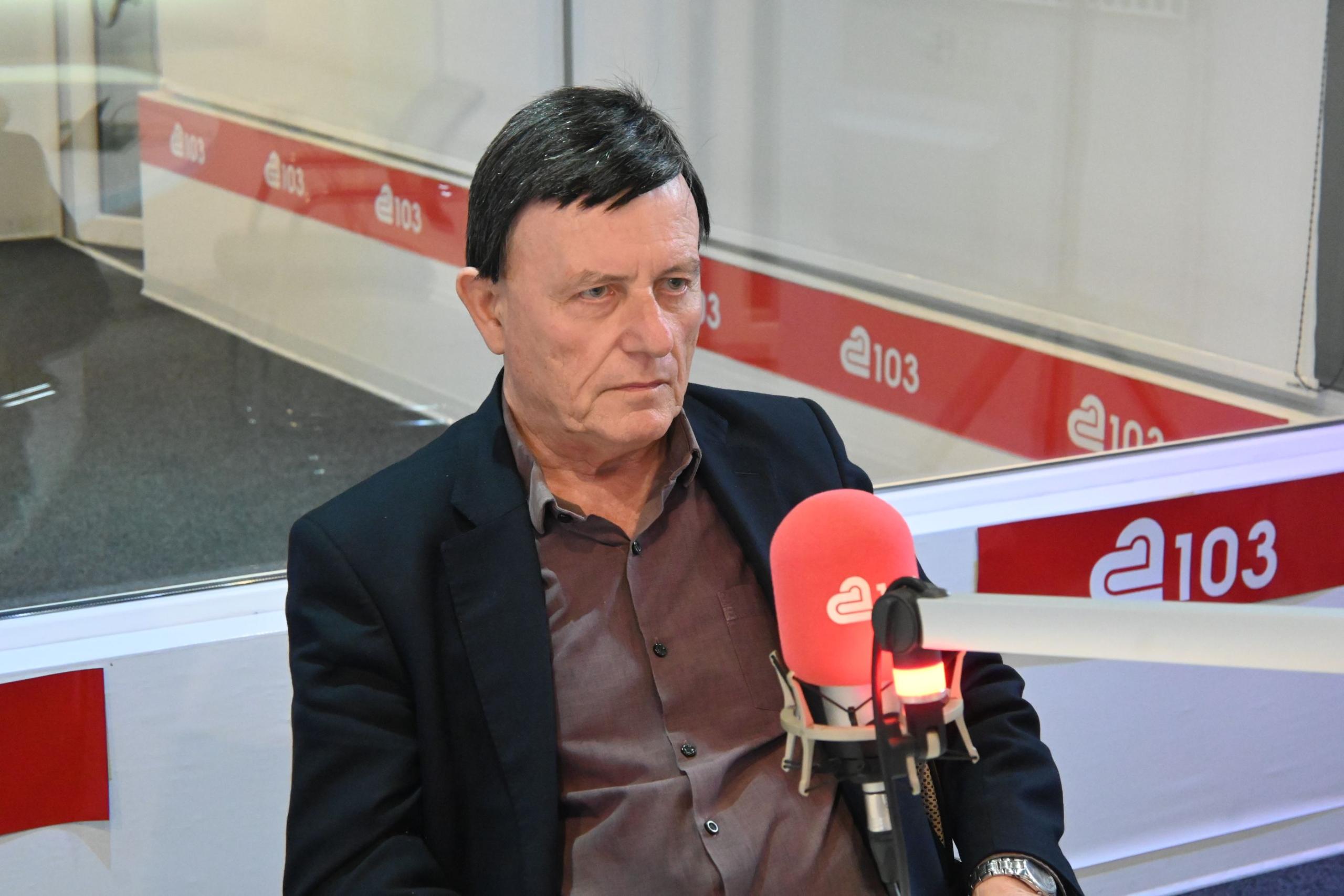 Kontra l-Ewropa imma sar Ewropew? Iwieġeb Dr Alfred Sant - Newsbook