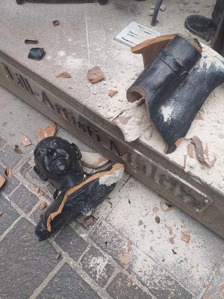 Photos: Statue of Charles Clews in pieces