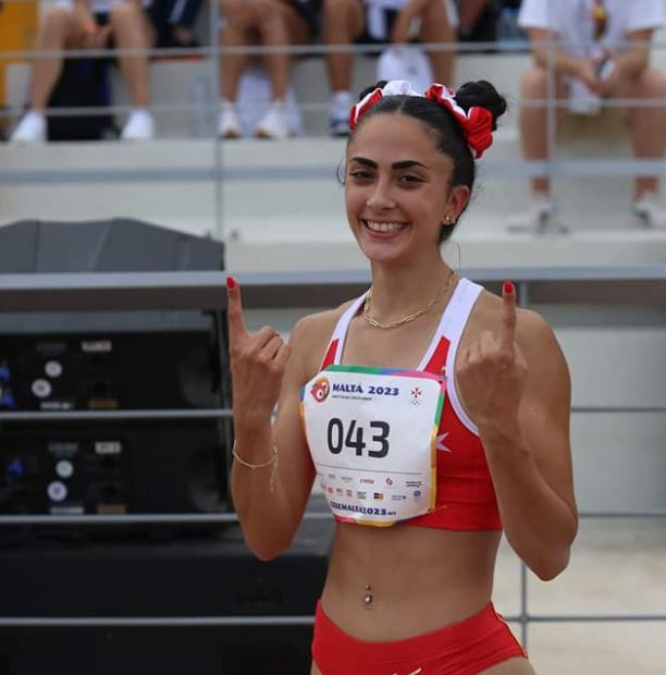 “L-isport jibnilek karattru sod” – l-atleta Maltija bi 3 medalji tad-deheb