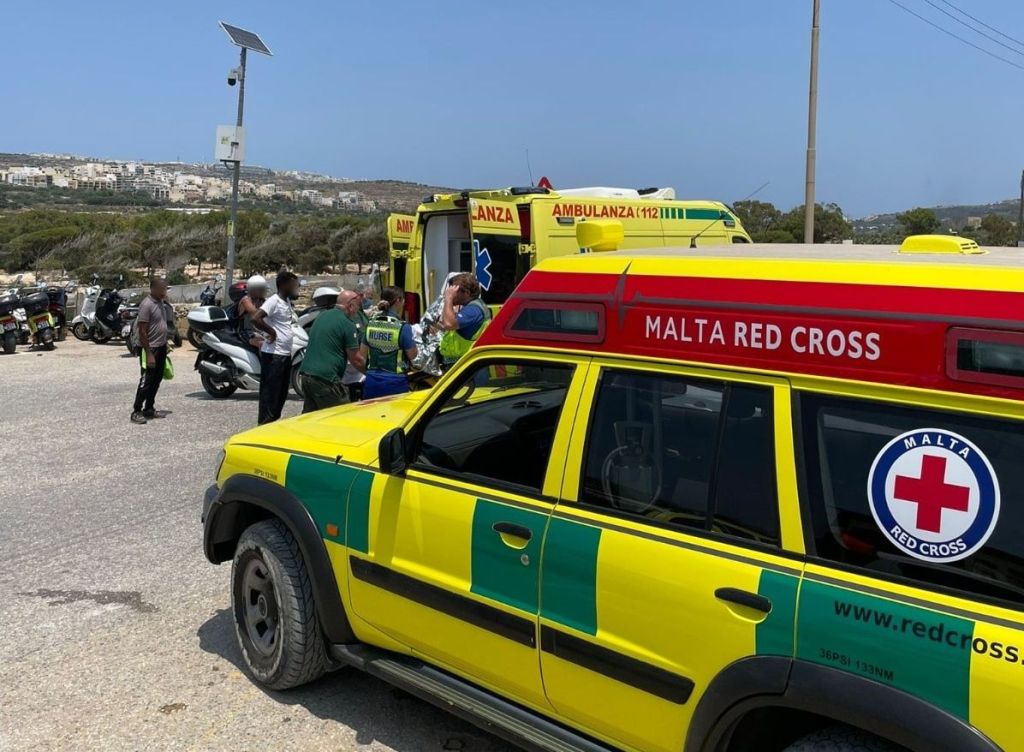 Red Cross lifeguards save man from drowning at Għajn Tuffieħa bay