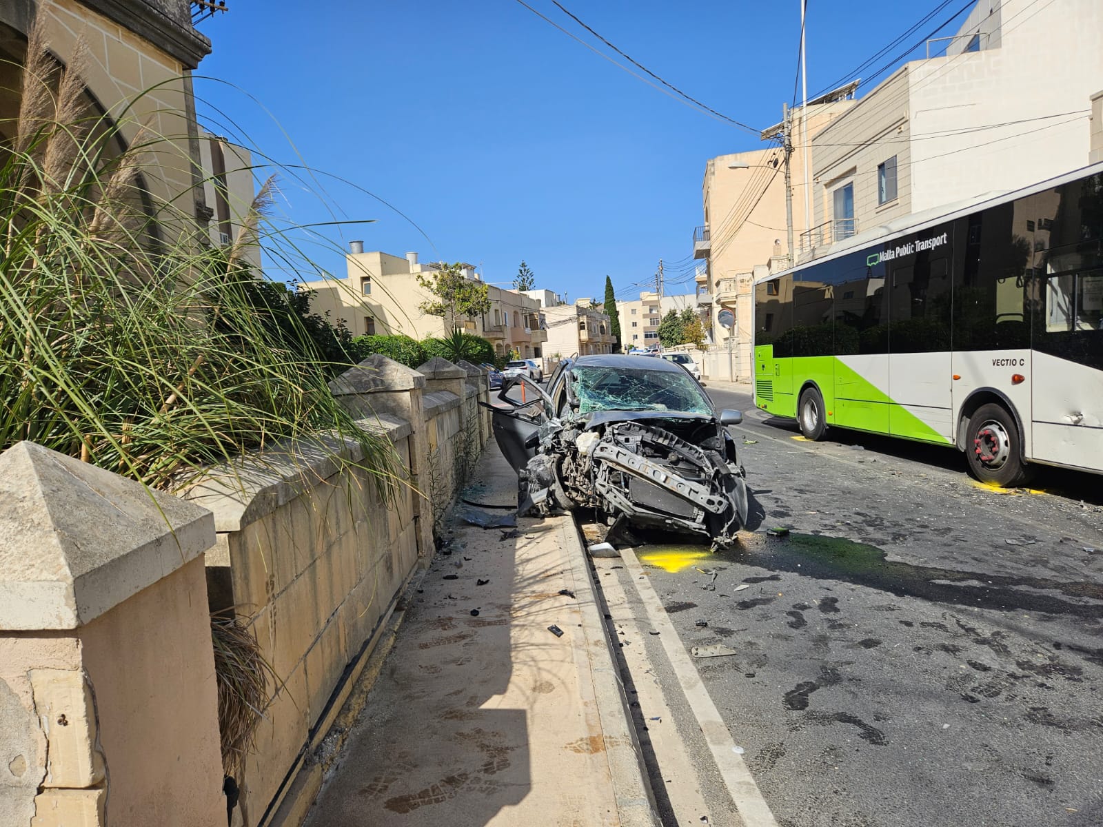 Ritratti: Ħabta bejn tal-linja u karozza; żagħżugħ iweġġa' gravi - Newsbook