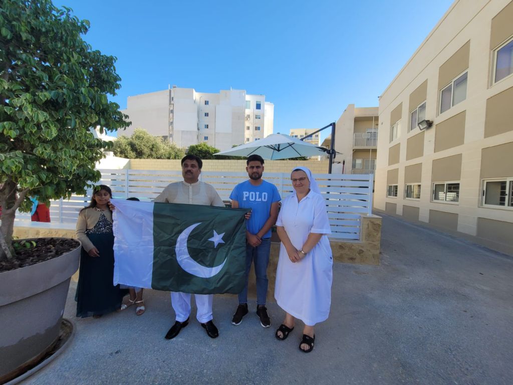 Pakistani community celebrates Independence Day by organising charity ...