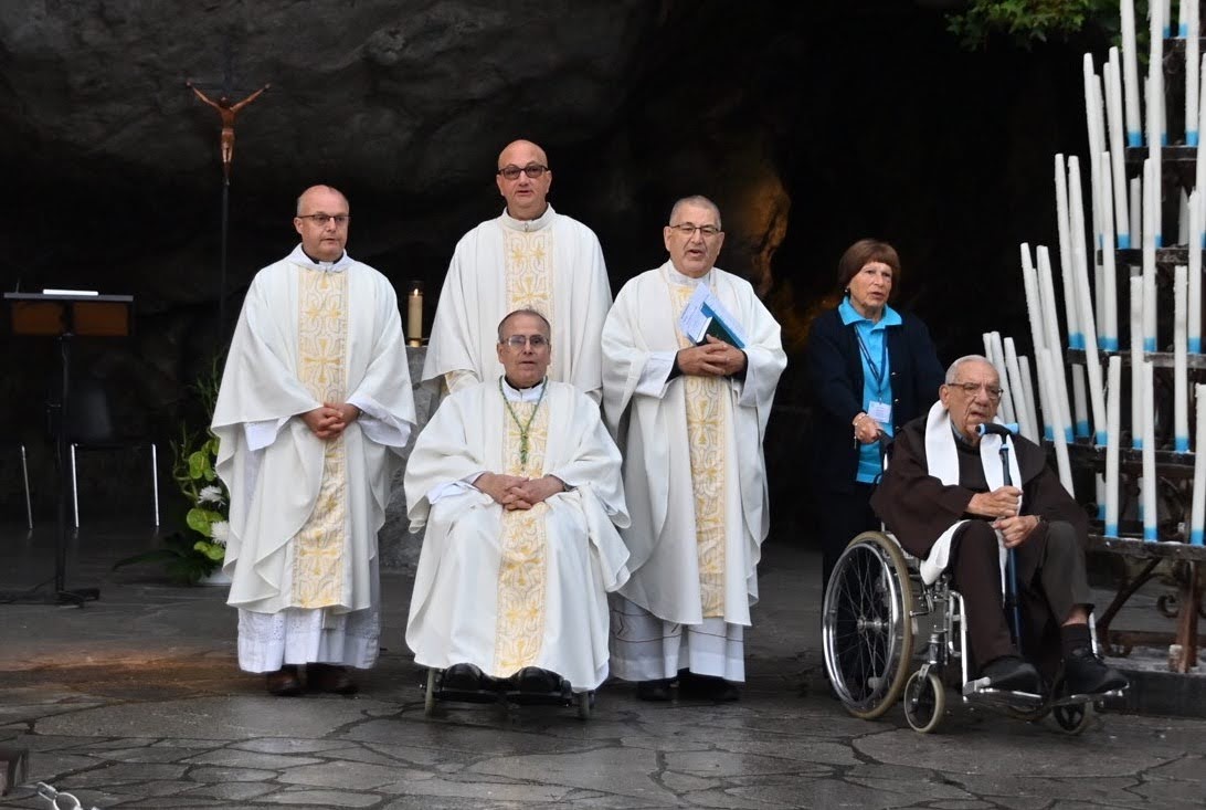 L-Arċisqof Emeritu Paul Cremona jmexxi pellegrinaġġ ta' 180 persuna f ...