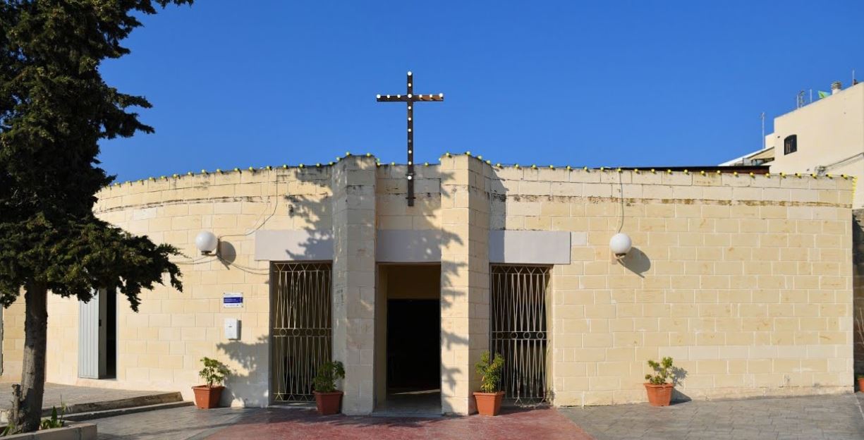 L-Arċisqof jiċċelebra l-quddiesa tal-Ħadd mill-Knisja tad-Duluri