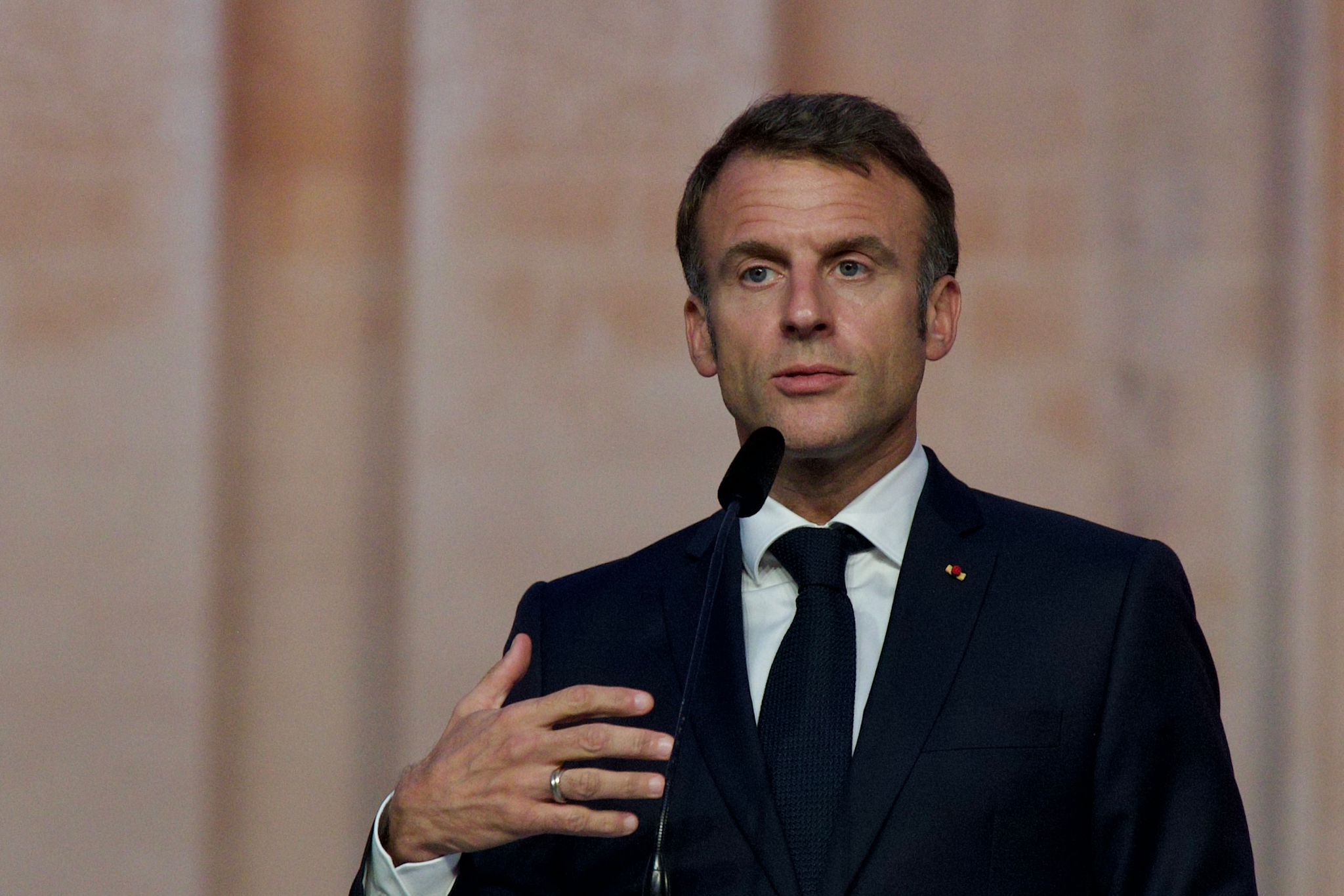 Macron criticises US tariffs linked to Greenland plan