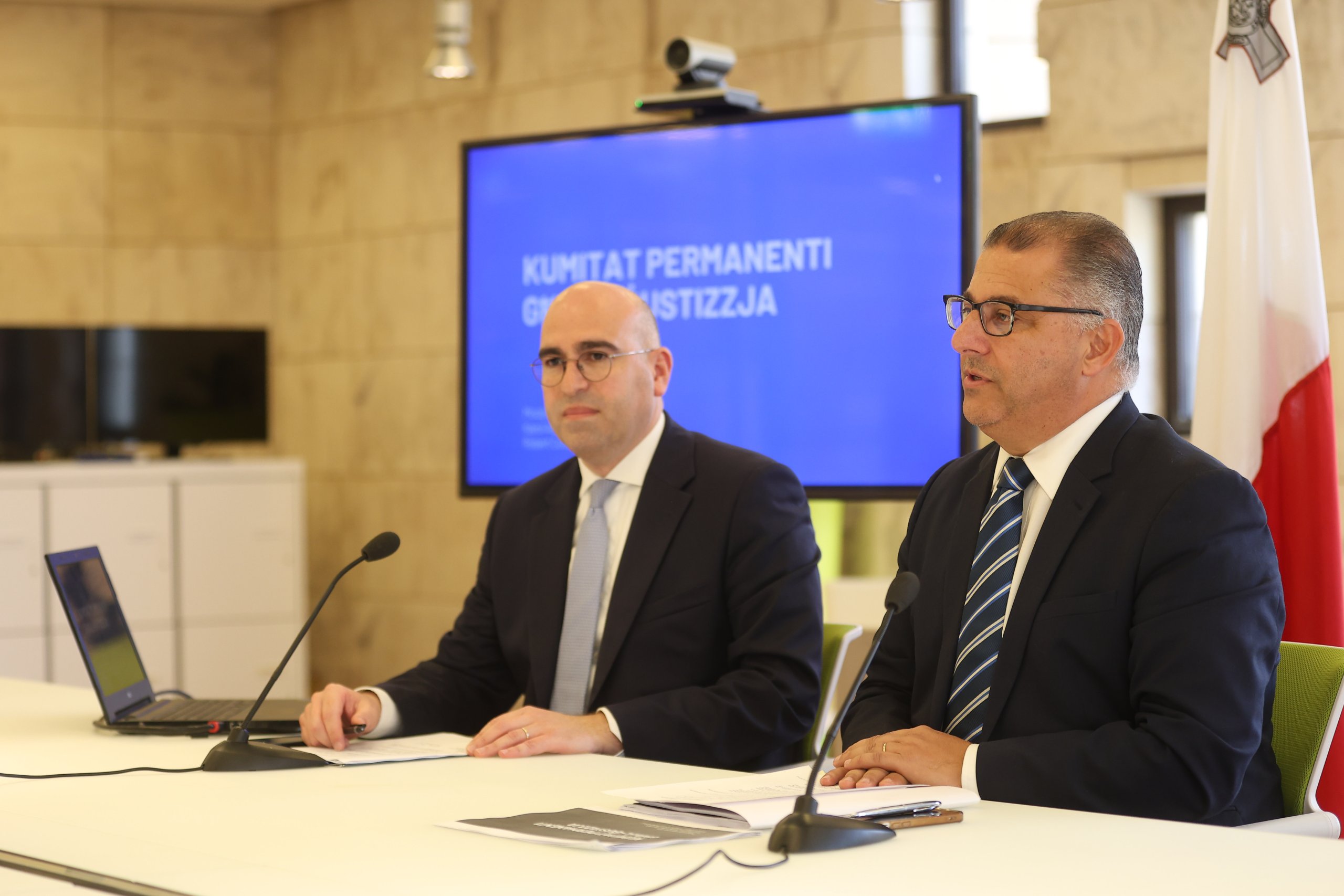 Opposition calls for the immediate publication of VGH inquiry report