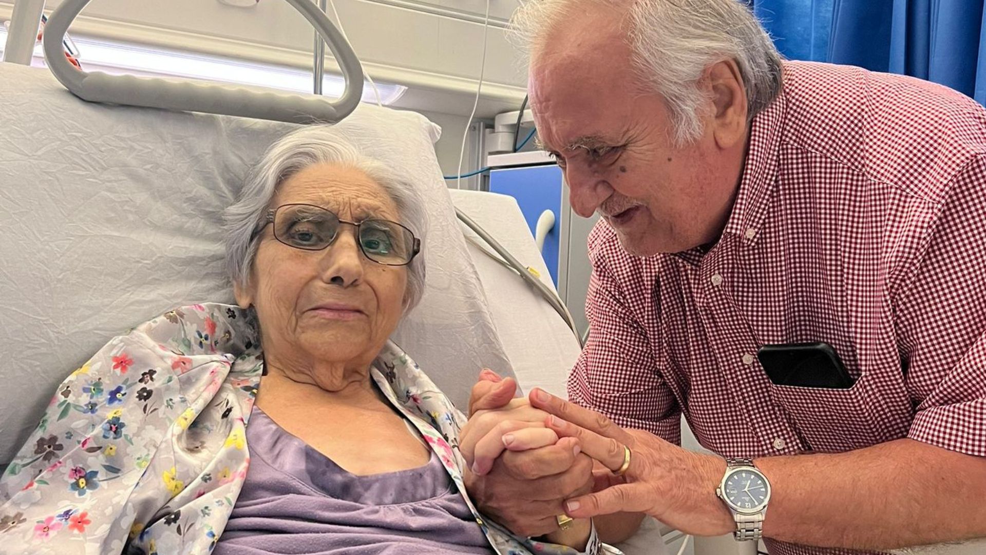 "L-aħħar għafsa ta' idejna flimkien" - l-attur Mario Micallef - Newsbook