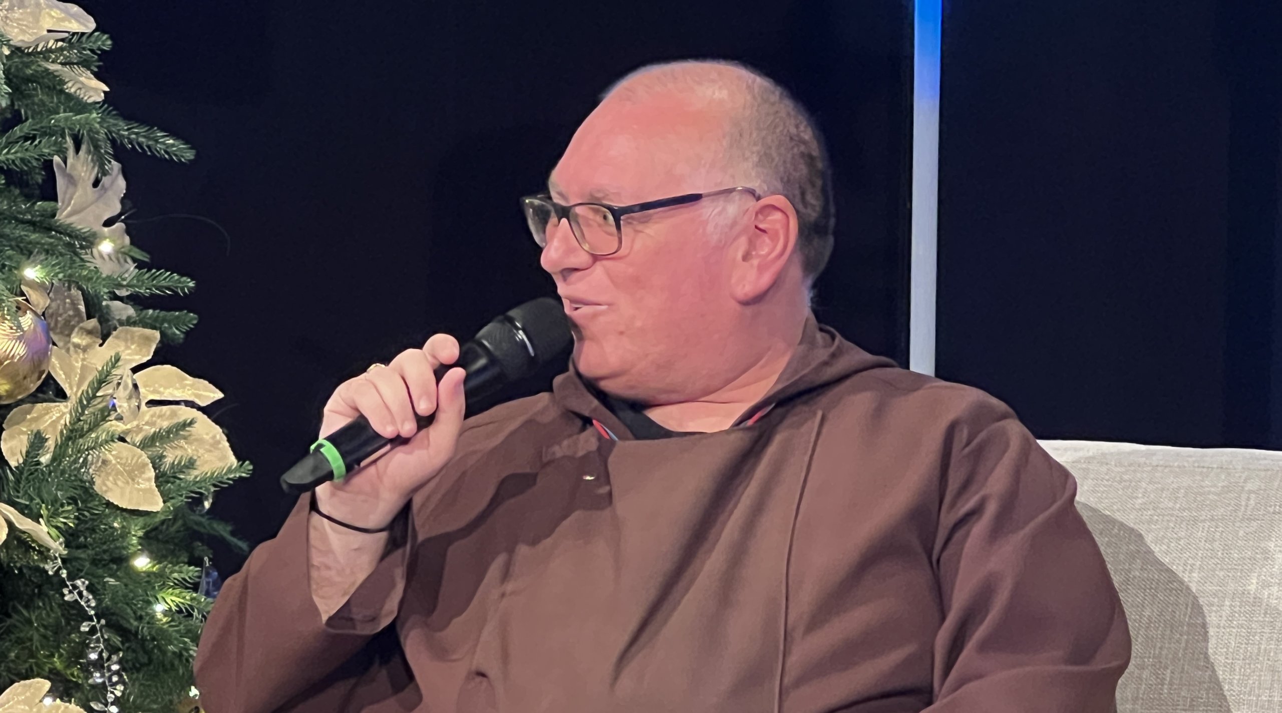 Patri Mario Attard jirrakkonta l-esperjenzi tiegħu ġewwa s-swali tal ...