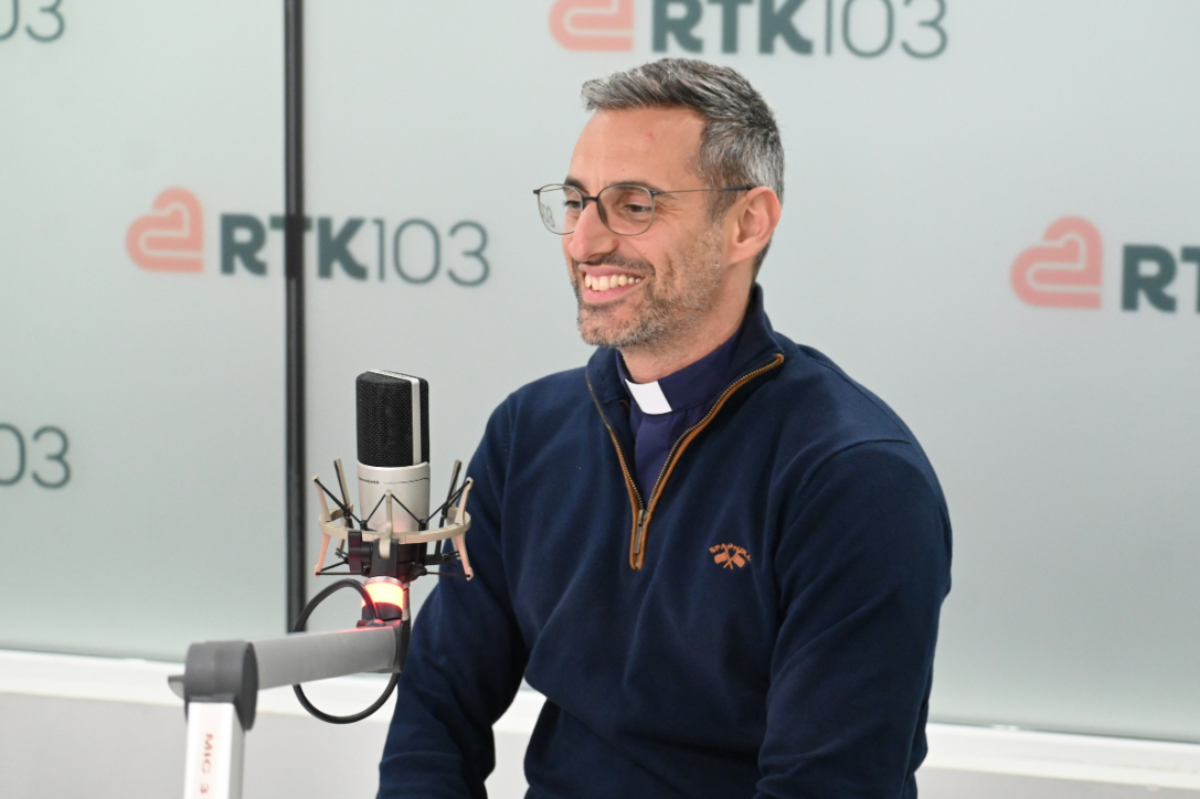 “Tlifna ħafna role models” – Fr Clive