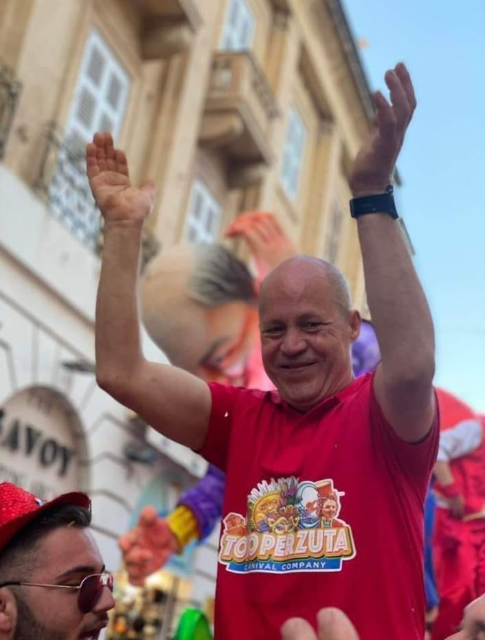 Il-Perżuta jirrakkonta kif inbidlet ħajtu wara li kważi miet