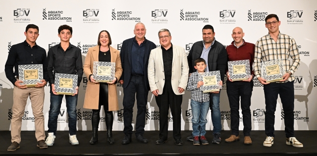 BOV Water Polo players of the year - Newsbook