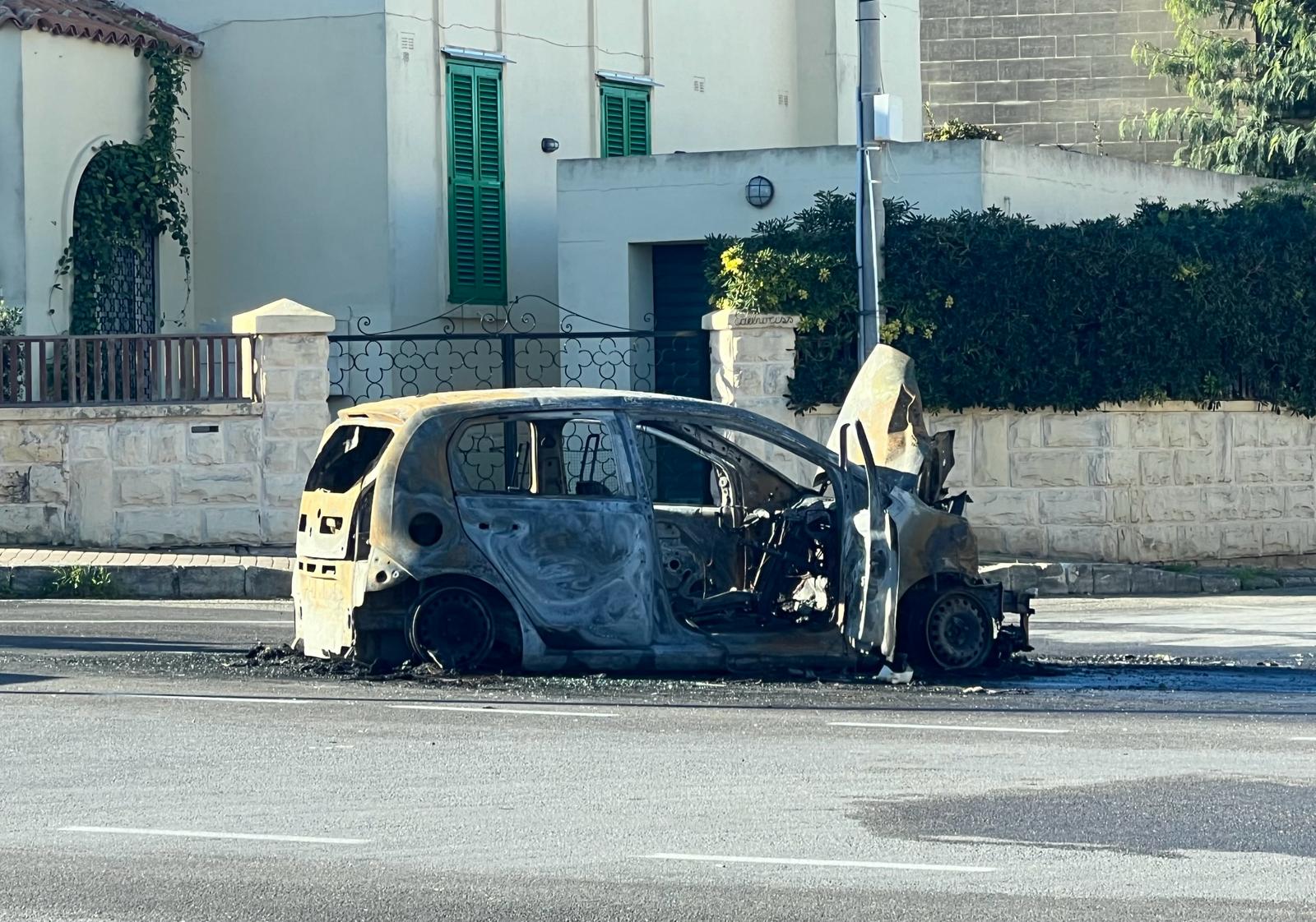 Filmat: Mara tweġġa' wara li qabdet karozza lejn San Anton - Newsbook