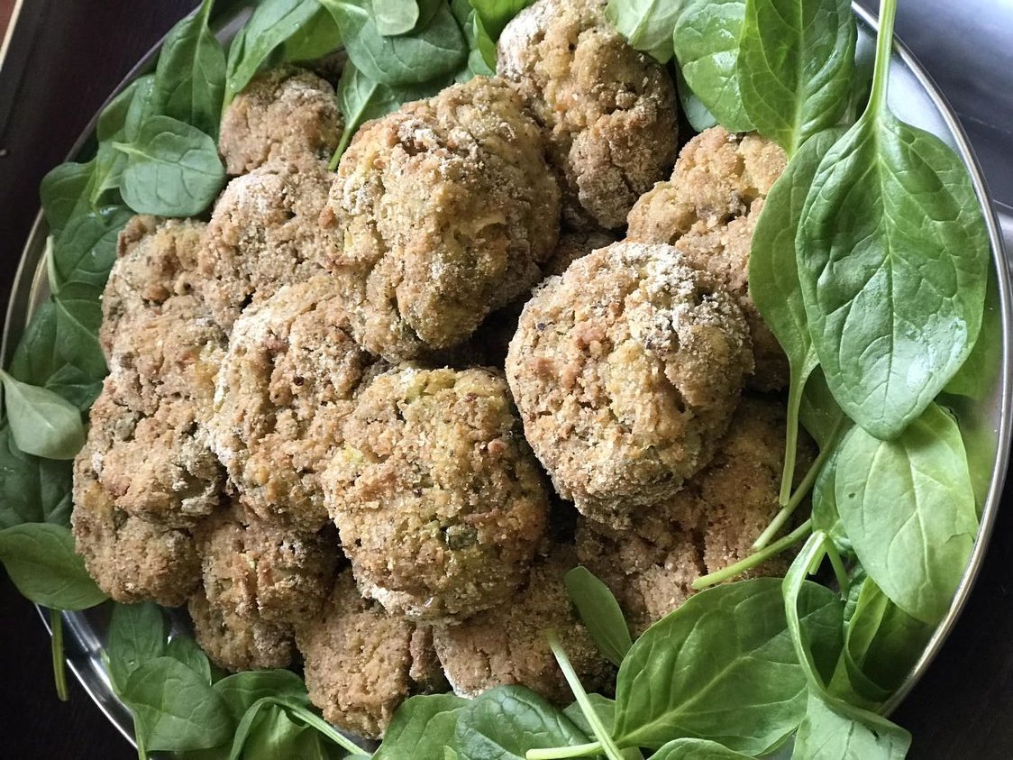 Pulpetti tal-pastard u l-brokkoli