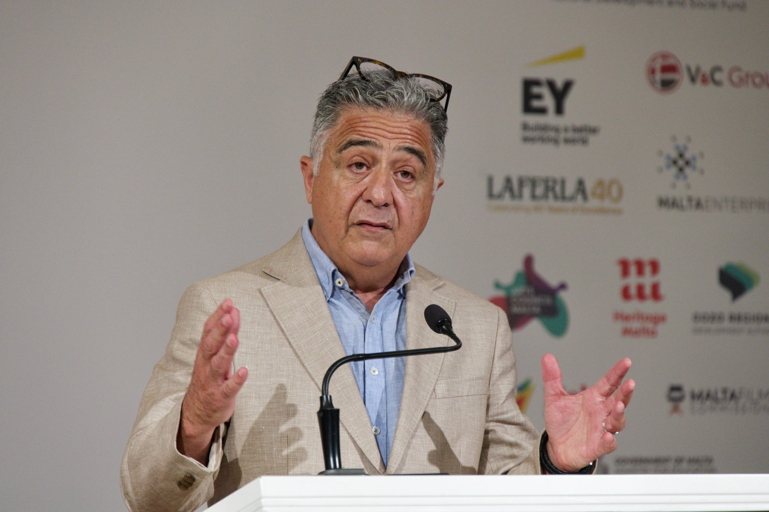 X'qed jinfluwenza l-opinjonijiet u l-ħsibijiet tal-poplu? - Titnieda r ...