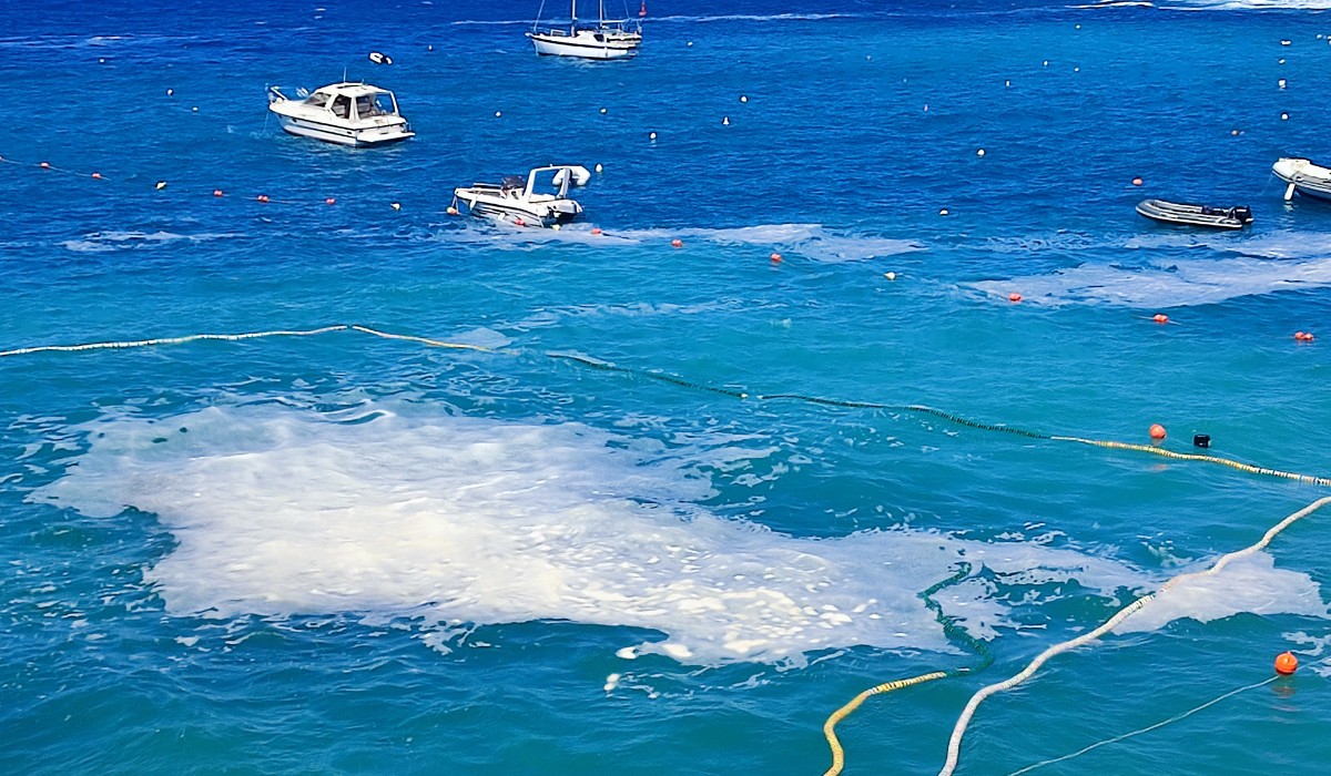 Slime patch appears again in Marsalforn