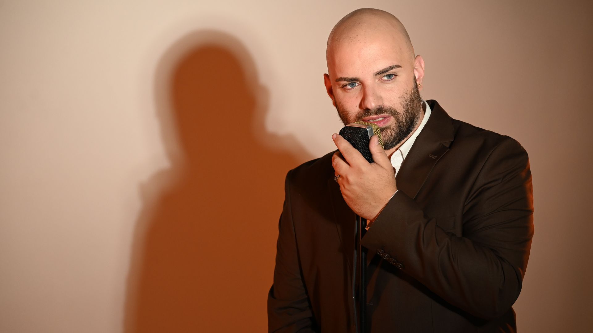 Ballata romantika mill-kantawtur Geo Debono - Newsbook