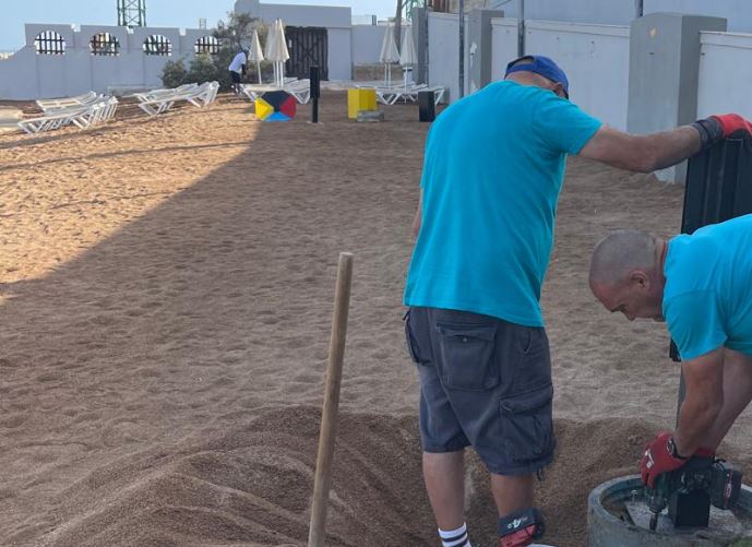 Over €900,000 spent to replenish two beaches with artificial sand