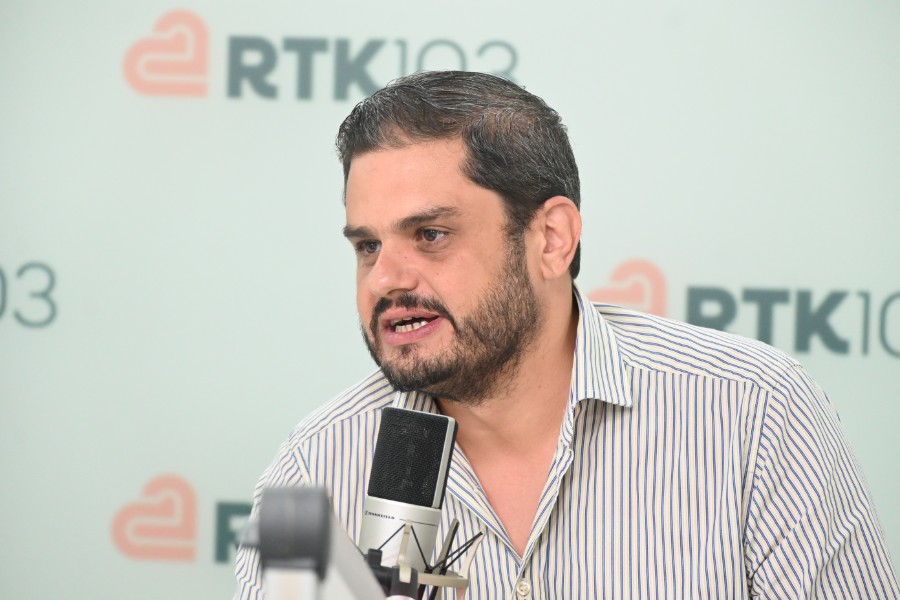 Il-President tal-PL jgħid li l-partit għandu jara jekk sarx qrib wisq ...