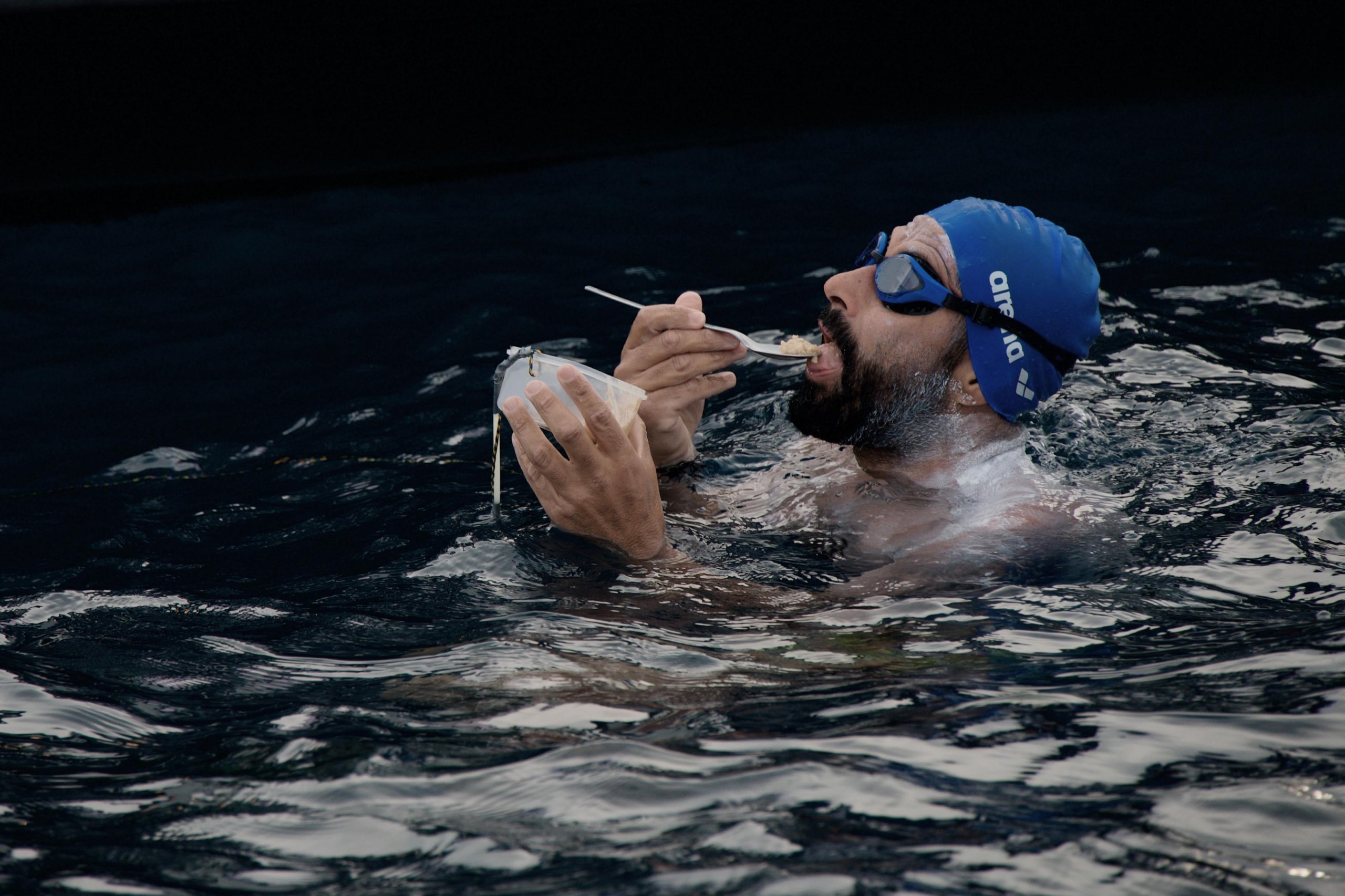 Neil Agius swims 25 out of 160km as he seeks to smash own personal record