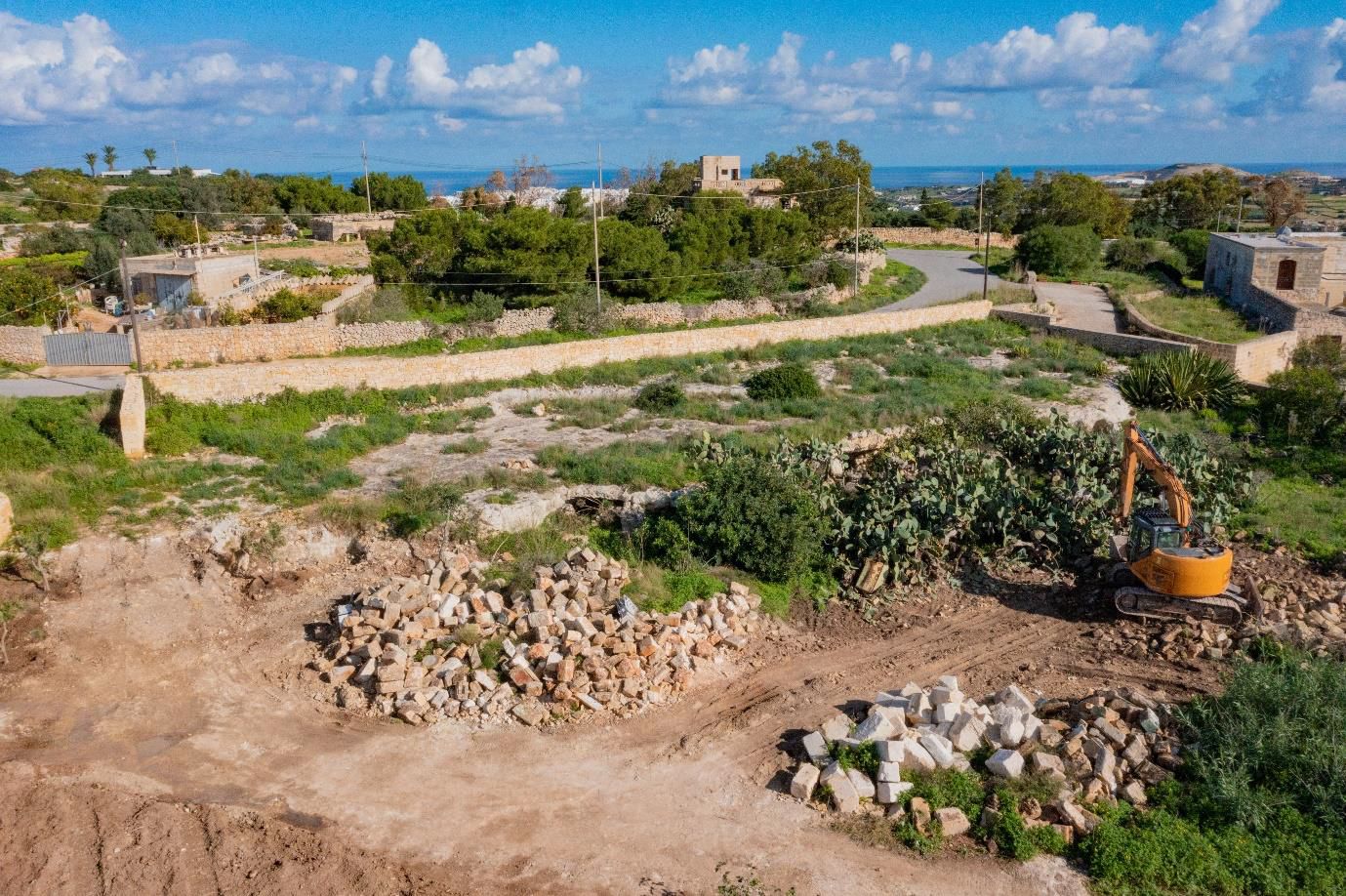 PA sanctions illegalities on sprawling Bidnija rural site