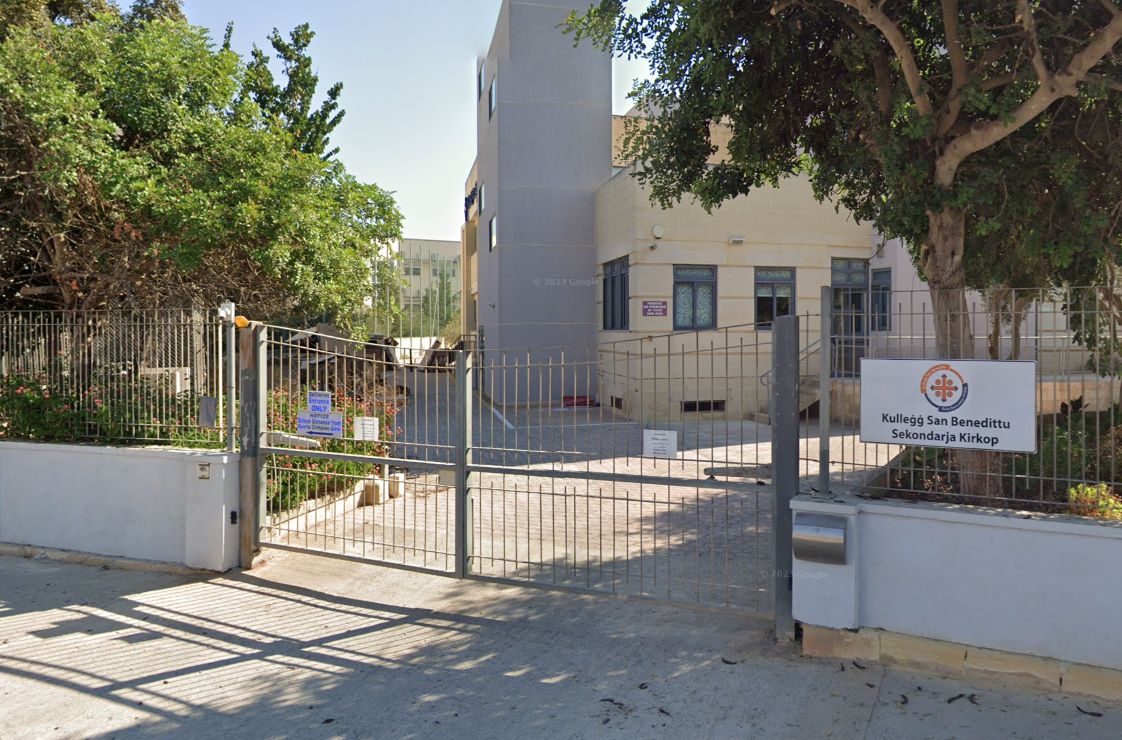 Il-Qorti tikkritika lill-awtoritajiet edukattivi talli ma ħadux passi ...