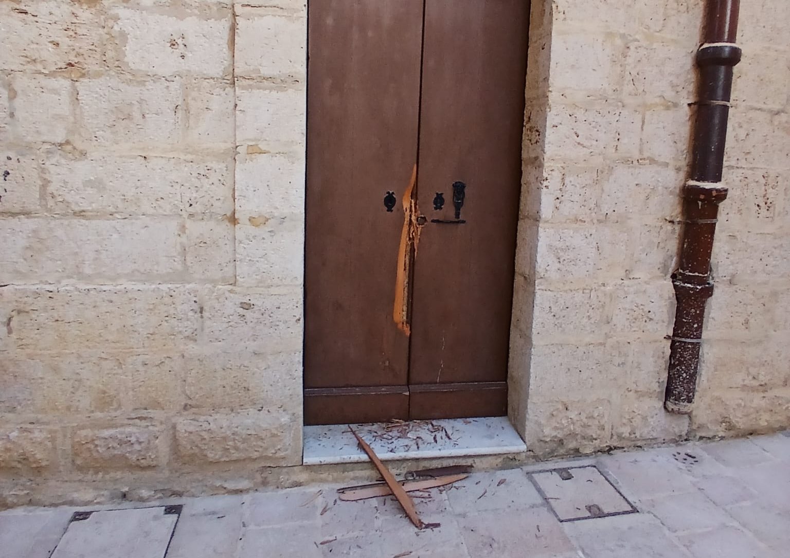 Appell għall-informazzjoni dwar l-attentat ta' serqa fil-Katidral ...