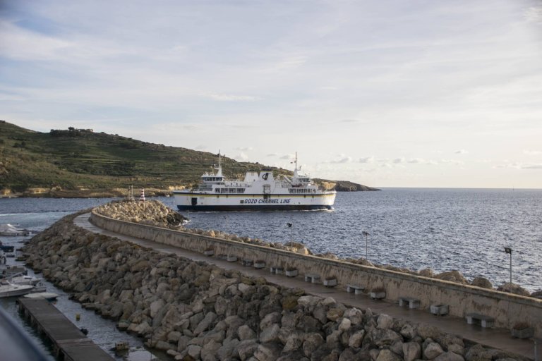 Żewġ vapuri tal-Gozo Channel u tal-fast ferry jieqfu joperaw