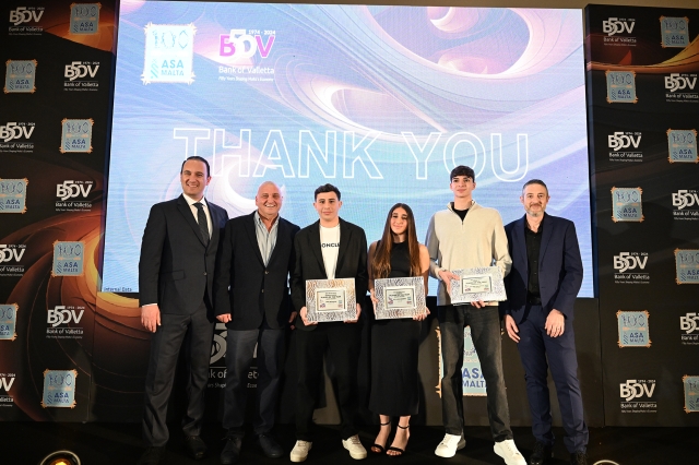 Jake Bonavia ta’ San Ġiljan huwa l-BOV Plejer tas-Sena tal-Waterpolo ...