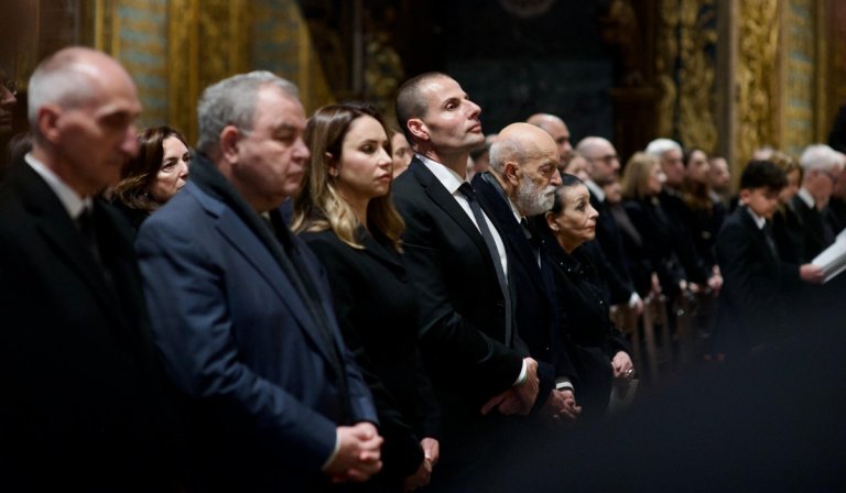 Mons. Victor Grech: Tingħata l-aħħar tislima llum b'funeral organizzat ...