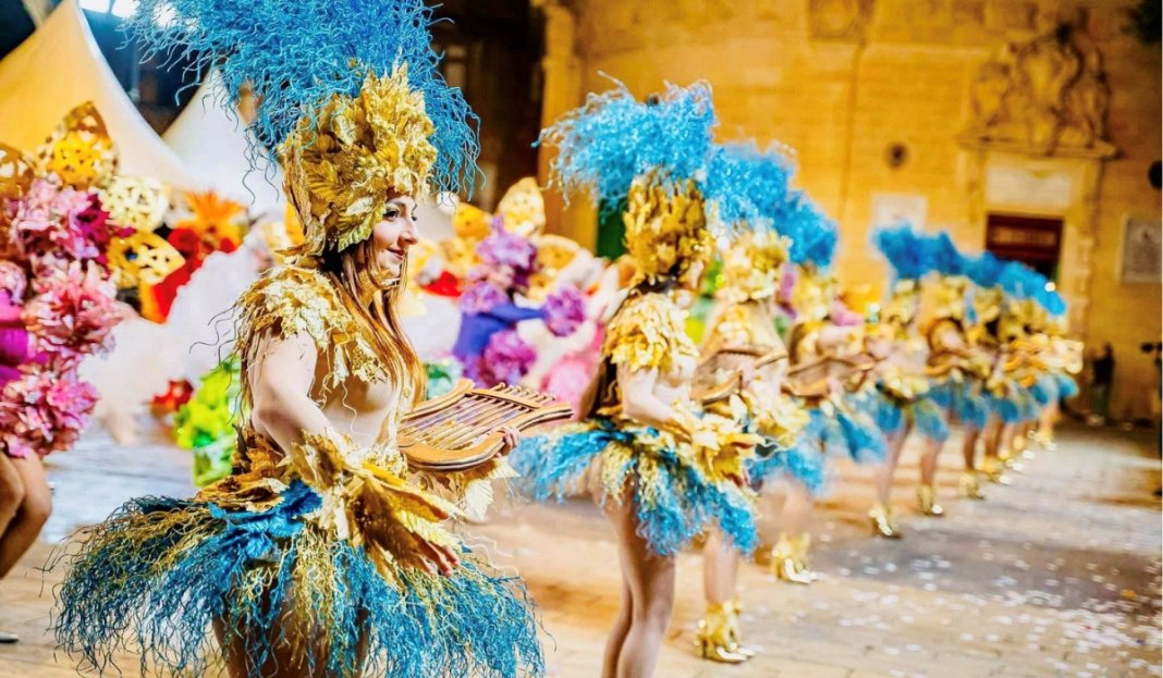 Poeżija: Viva Viva l-Karnival!
