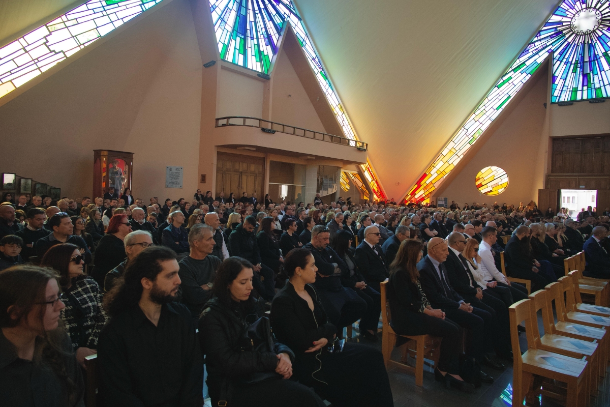 "Joseph Carabott dejjem żamm saqajh mal-art kull fejn kien" - Newsbook