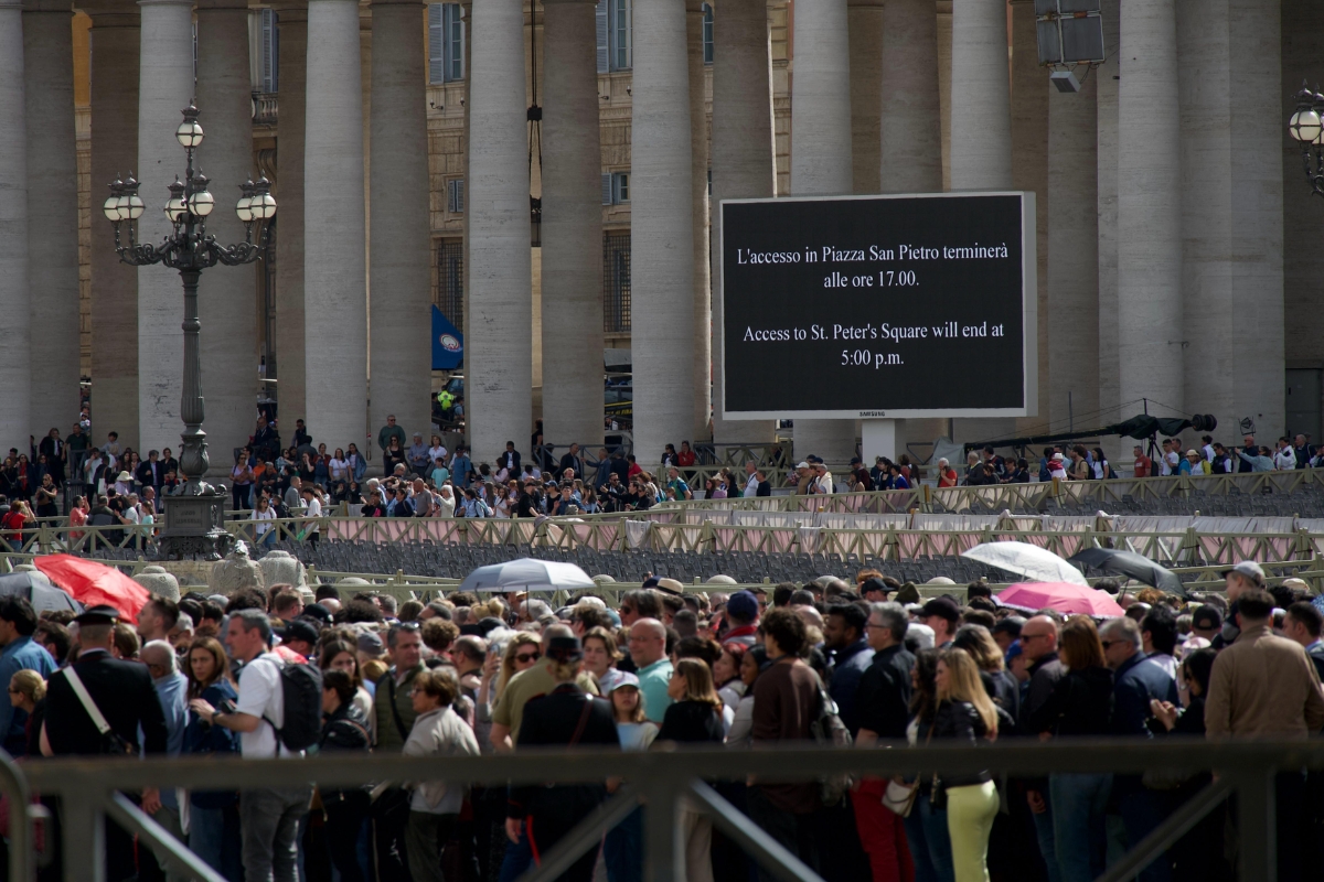 Mourners flood Vatican to bid farewell to Pope Francis as coffin ...
