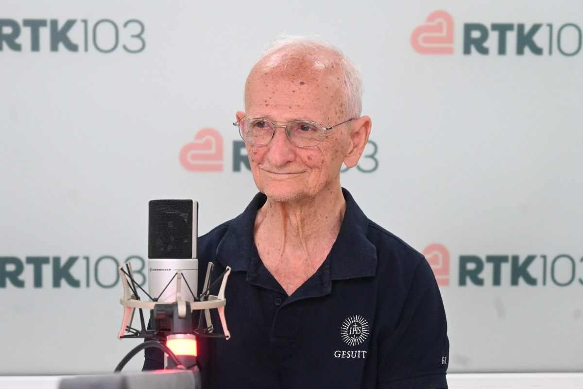 “L-aħjar mod kif nitlob huwa billi l-ewwel nitgħallem niskot” – Fr Oliver