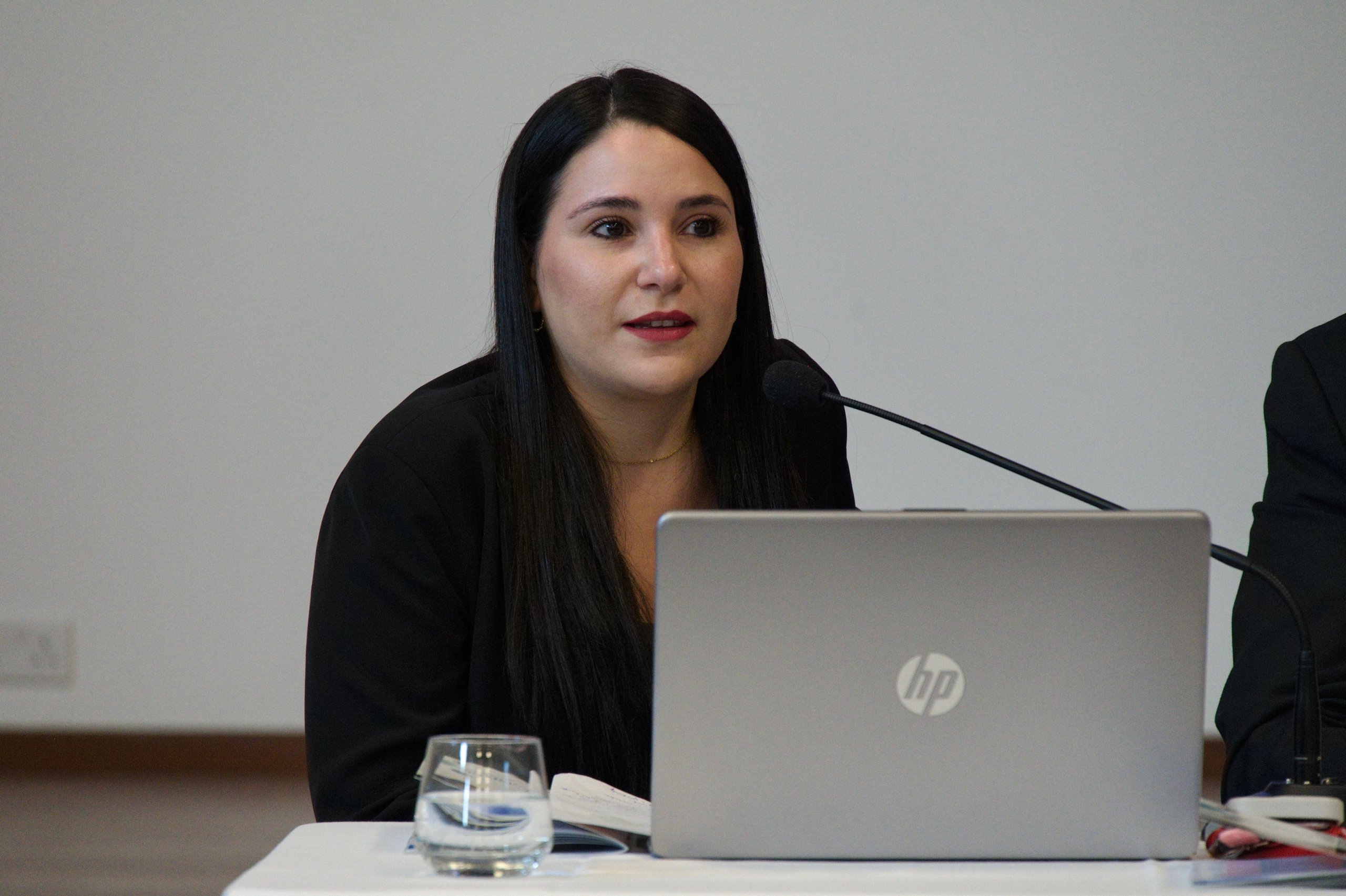 Studju: L-anzjani jaqgħu fis-solitudni għax iħossuhom iġġudikati