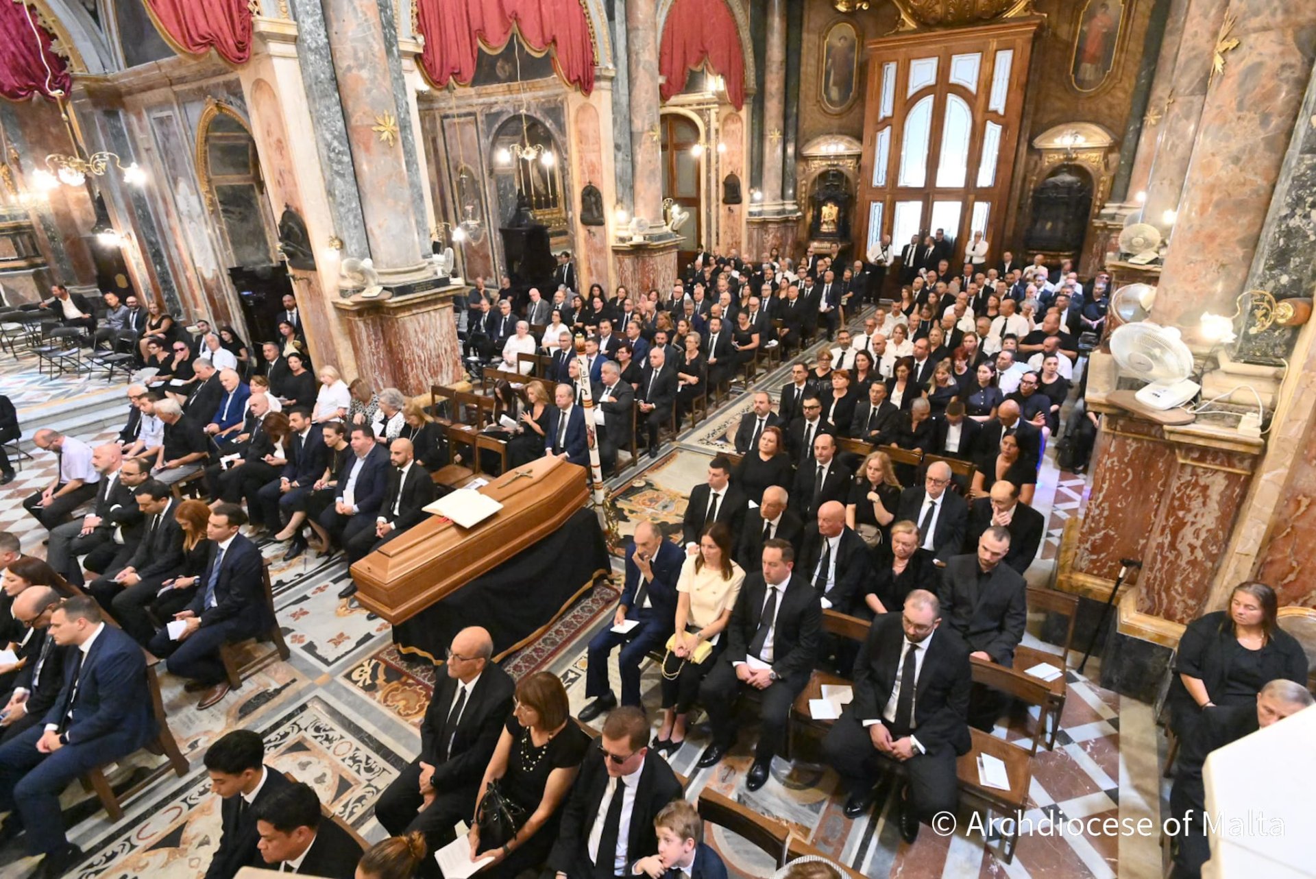 Il-funeral ta' Anthony Spiteri Debono: L-Arċisqof jiddeskrivih bħala ...