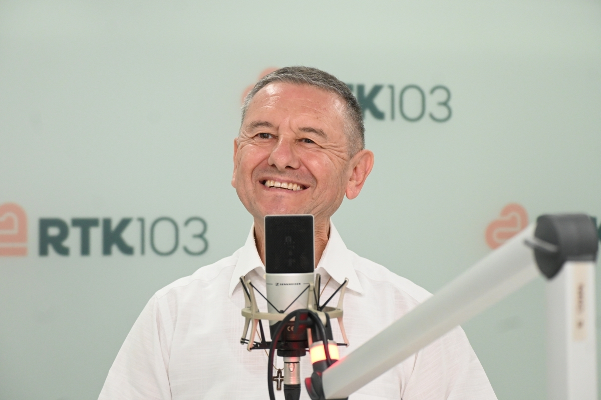 “Għandek kemm għandek flus ma tistax kollox” – Fr Charles Tabone