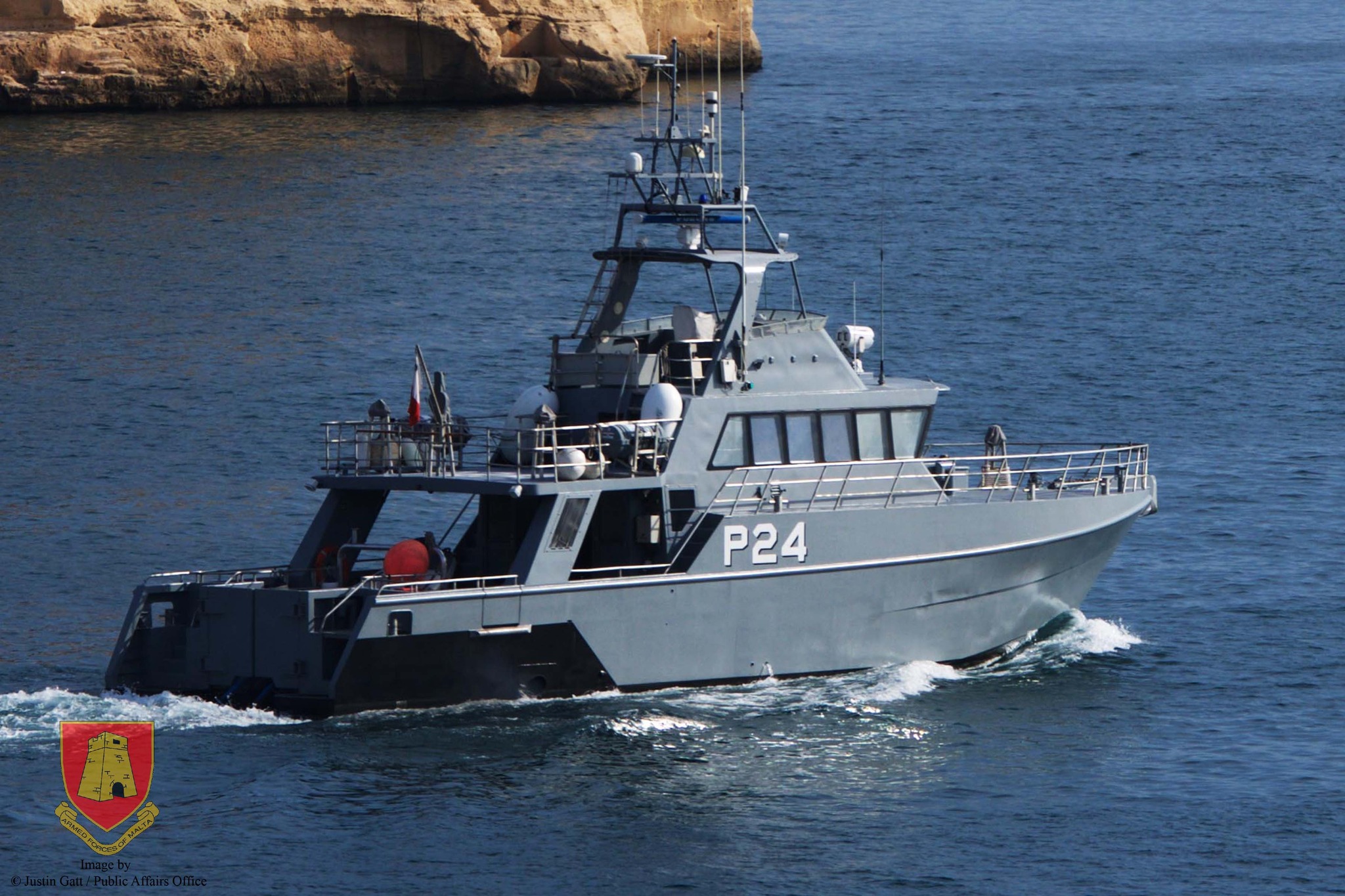 2 persuni fuq kenura salvati f'Wied iż-Żurrieq