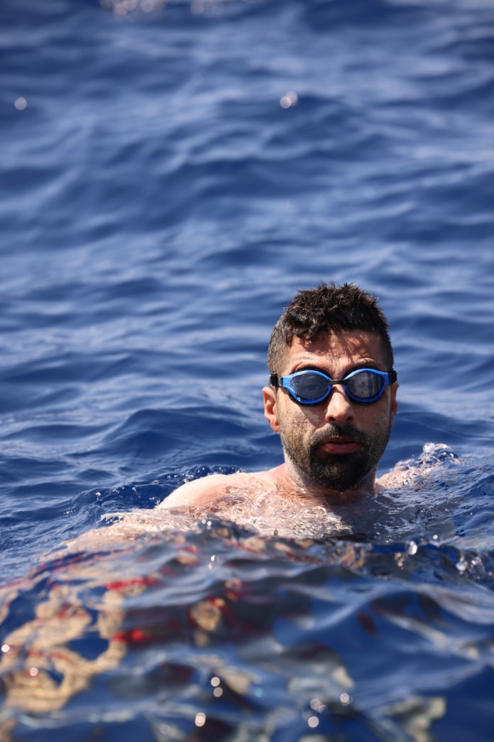 Neil Agius battles rough seas on day three of gruelling Gozo challenge