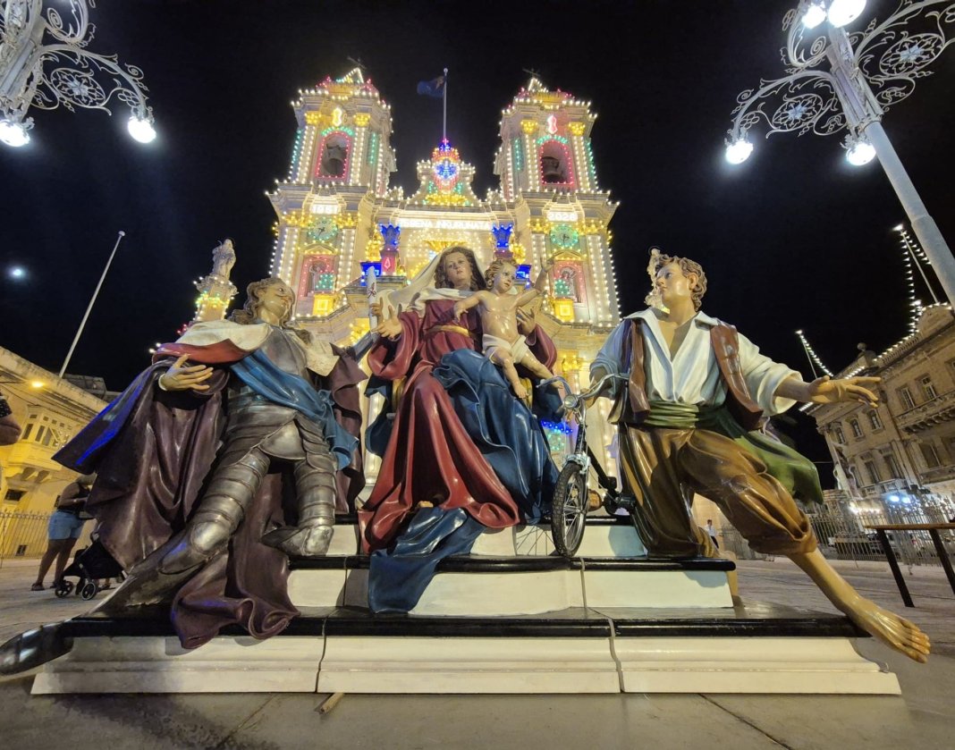 Ara: Hompesch u ċiklista mal-Madonna tal-Grazzja jfakkru d-devozzjoni ...