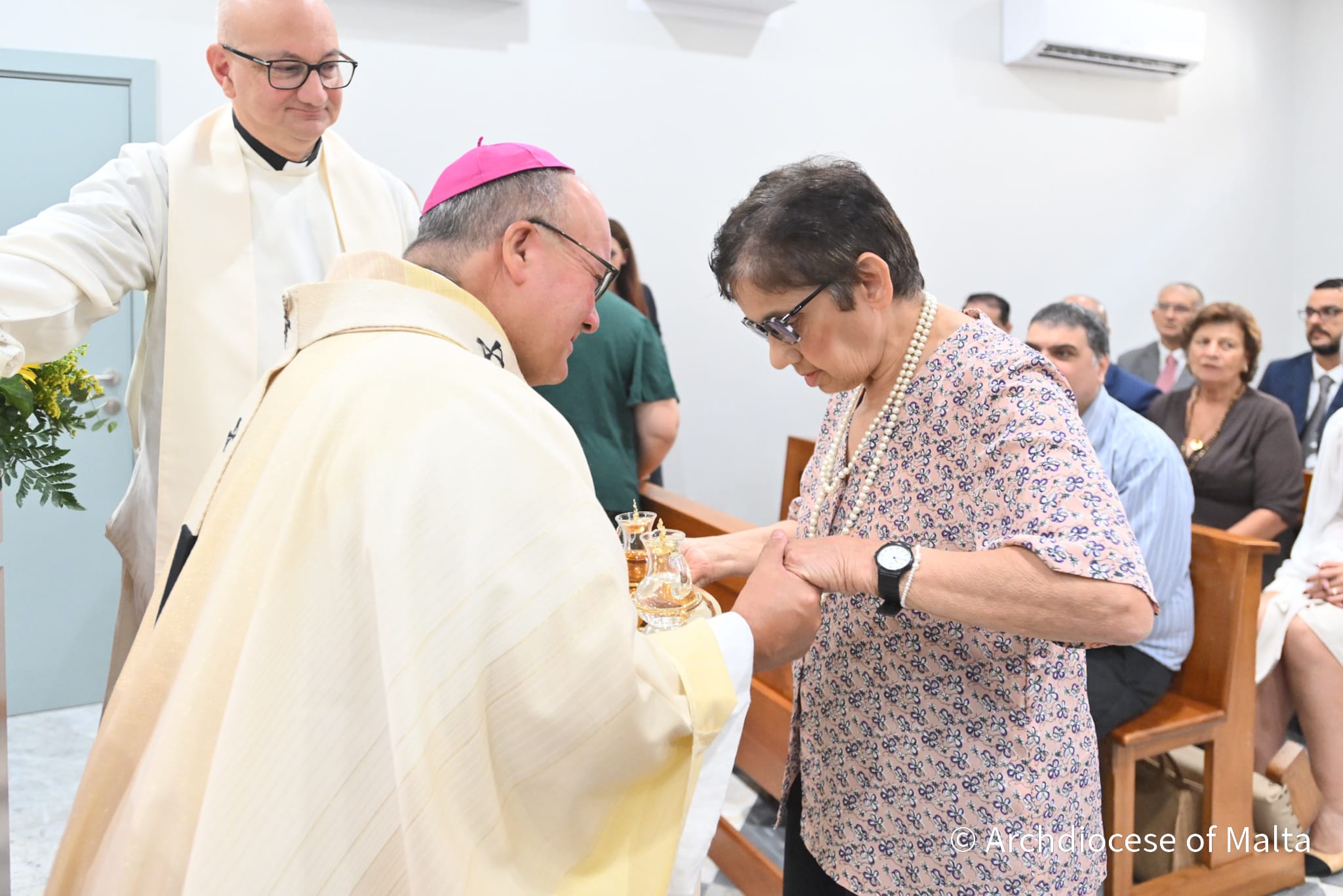 L-Arċisqof jisħaq li d-Dar ta' Sant'Anna hi "sinjal ta' tama" għal ...