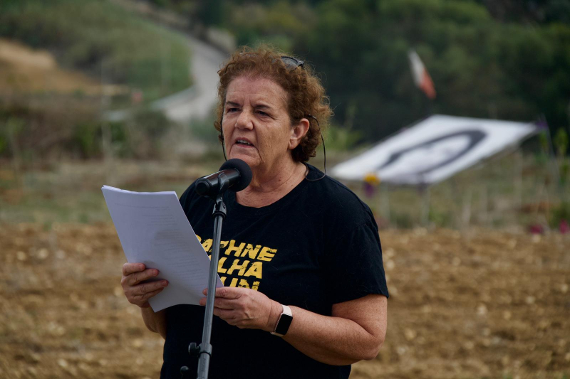 Ara: 8 snin ilu, fl-istess post, fl-istess ħin