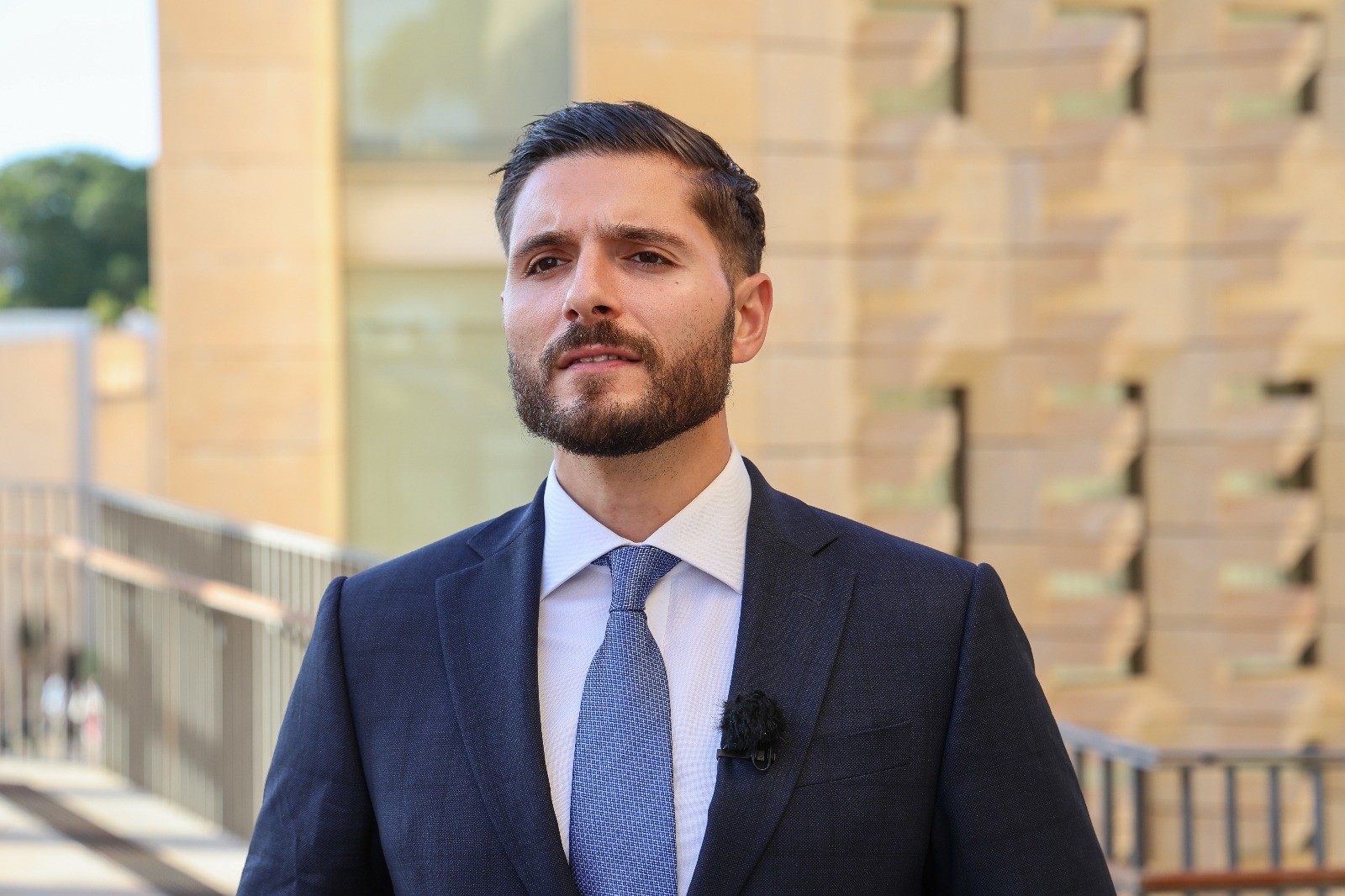 Ara: Alex Borg mhux se jaċċetta ż-żieda fil-paga għal Kap tal-Oppożizzjoni