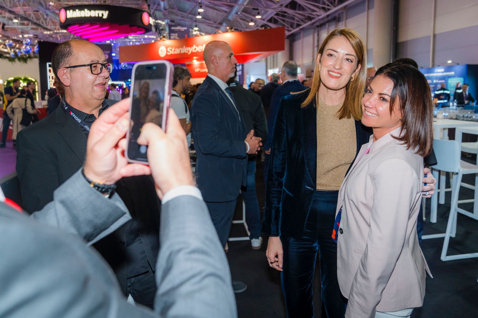 Watch: Roberta Metsola urges EU to cut red tape at SiGMA Rome